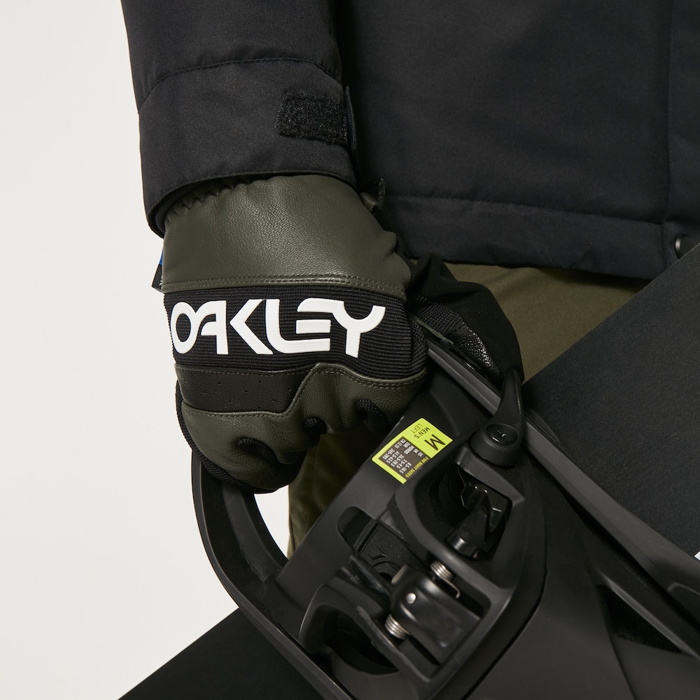 Oakley Core Divisional Rc Insulated J - Blackout | Oakley® US