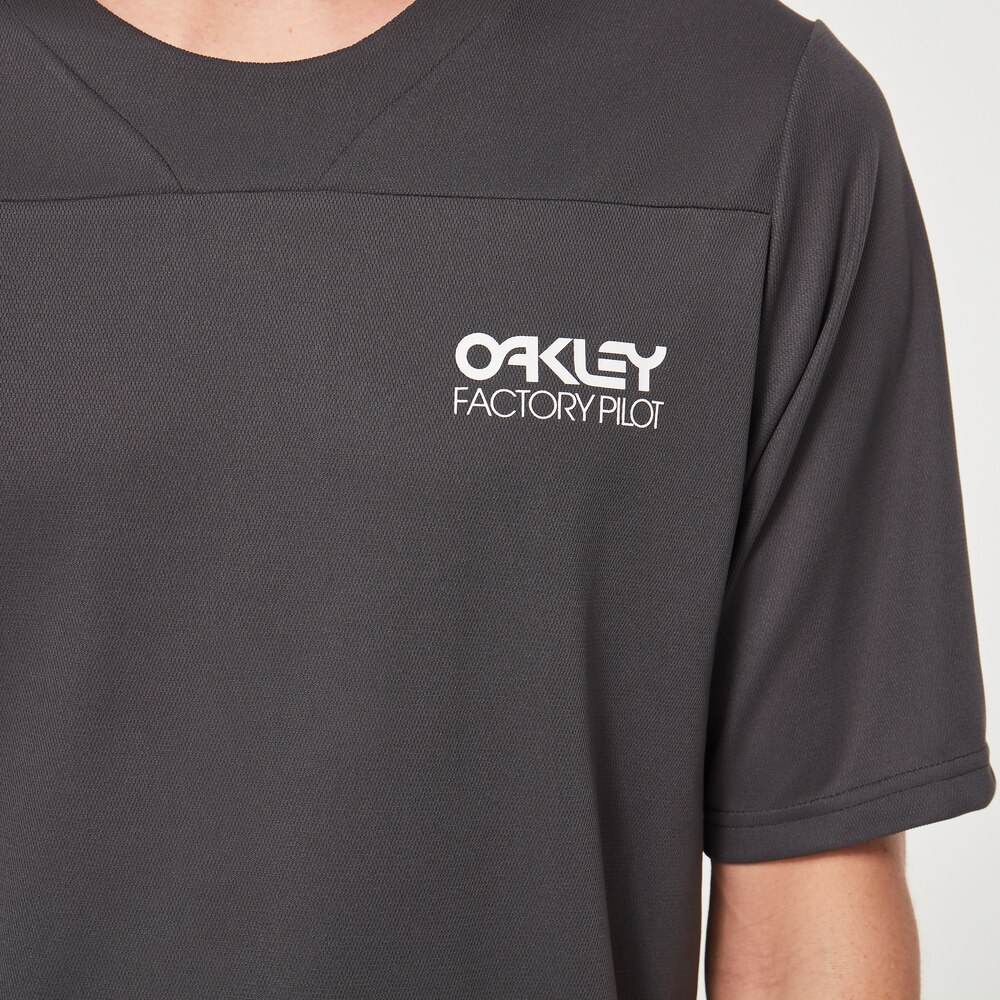 Oakley Factory Pilot Lite Mtb Jersey II - Forged Iron | Oakley® US