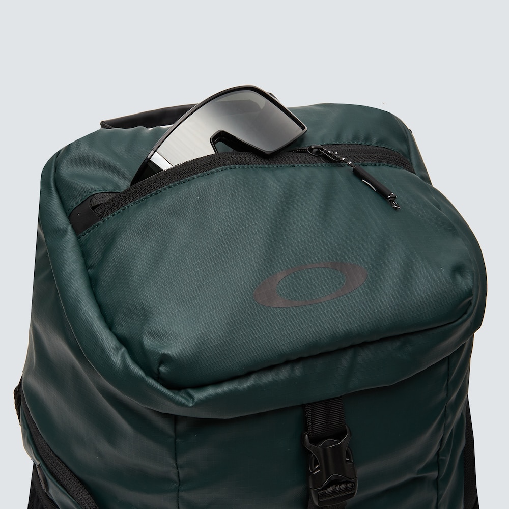 Oakley Road Trip Rc Backpack - Hunter Green | Oakley® US
