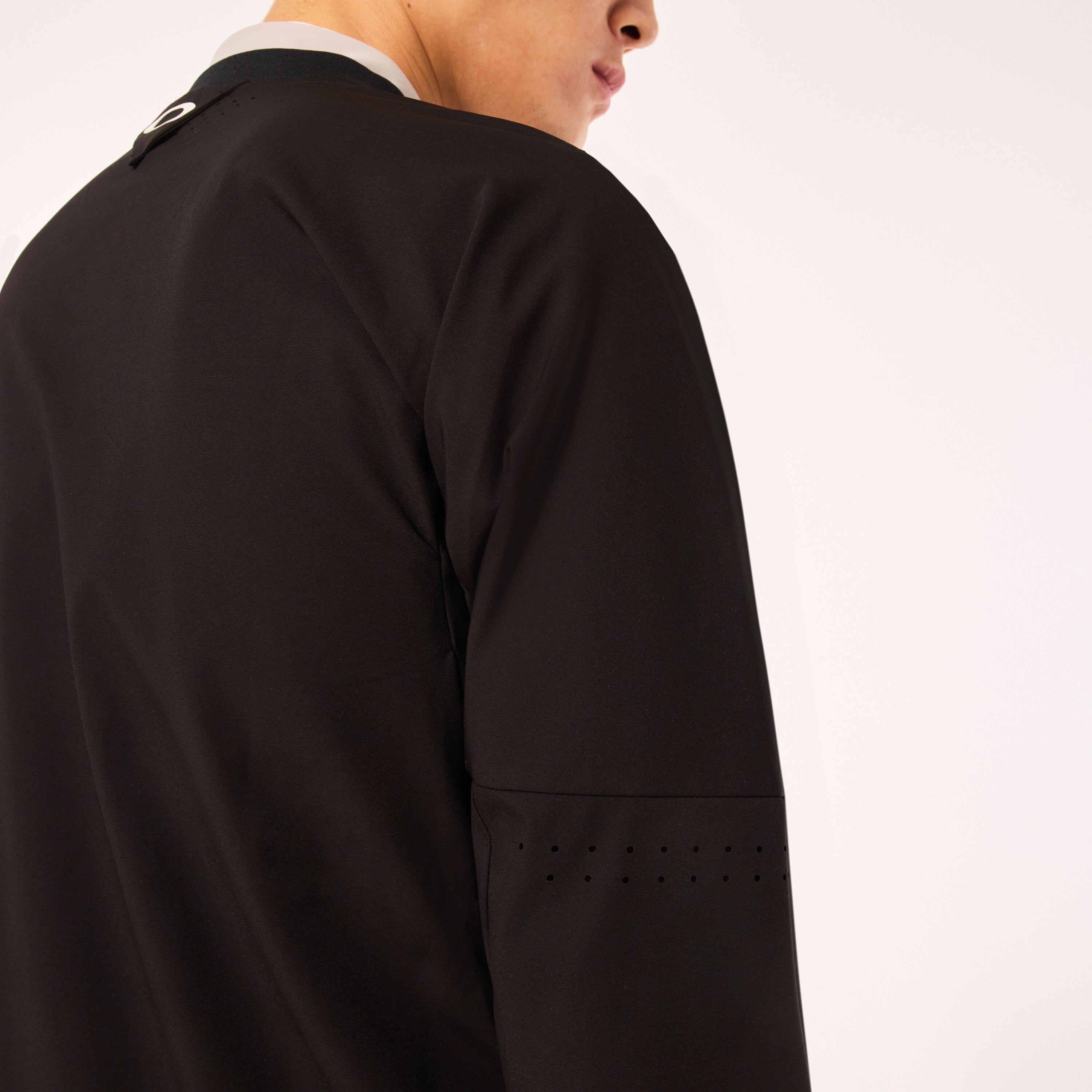 Oakley Skull Synchro Moveable Jacket 2.0 - Blackout | Oakley® 日本