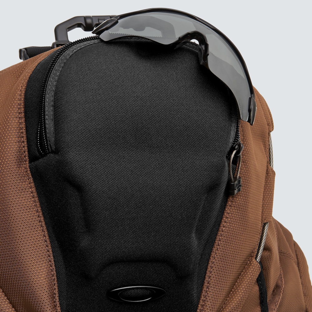Oakley Kitchen Sink Backpack - Carafe | Oakley® IT