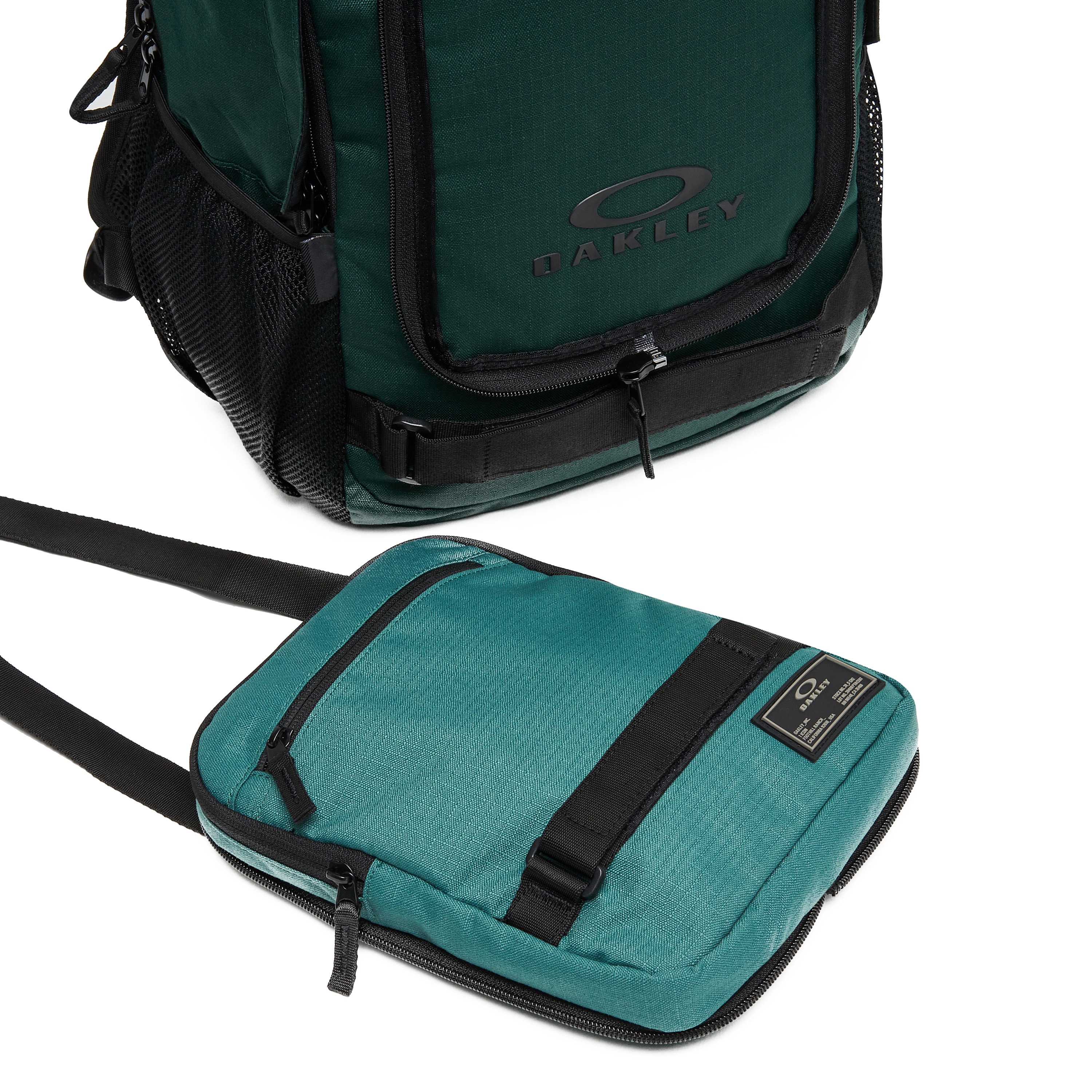 Oakley Multifunctional Smart Backpack - Hunter Green | Oakley® US