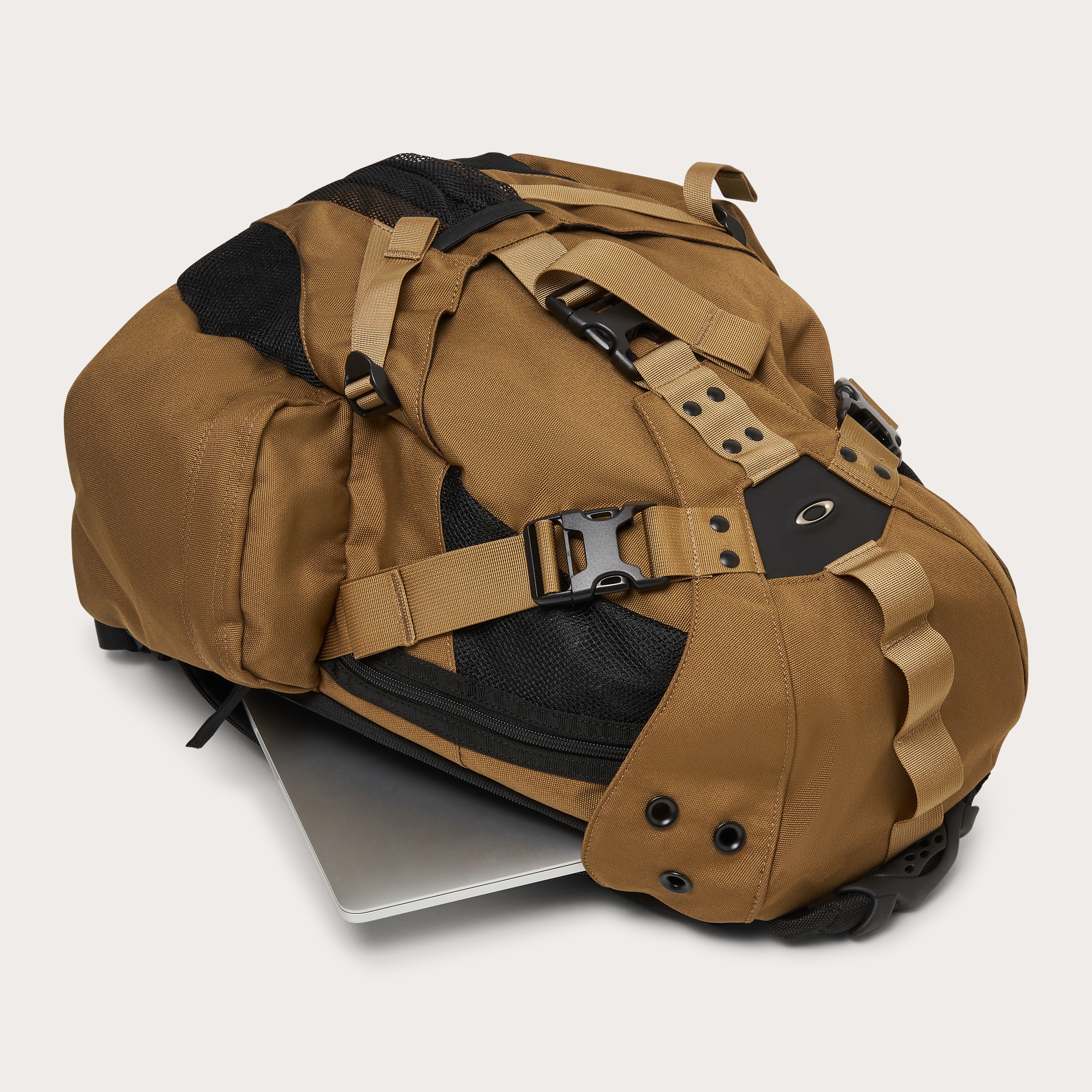 Oakley Oakley Icon Rc Backpack - Coyote | Oakley® US