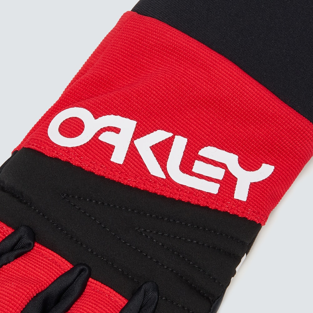 Oakley Factory Pilot Core Glove - Red Line | Oakley® US