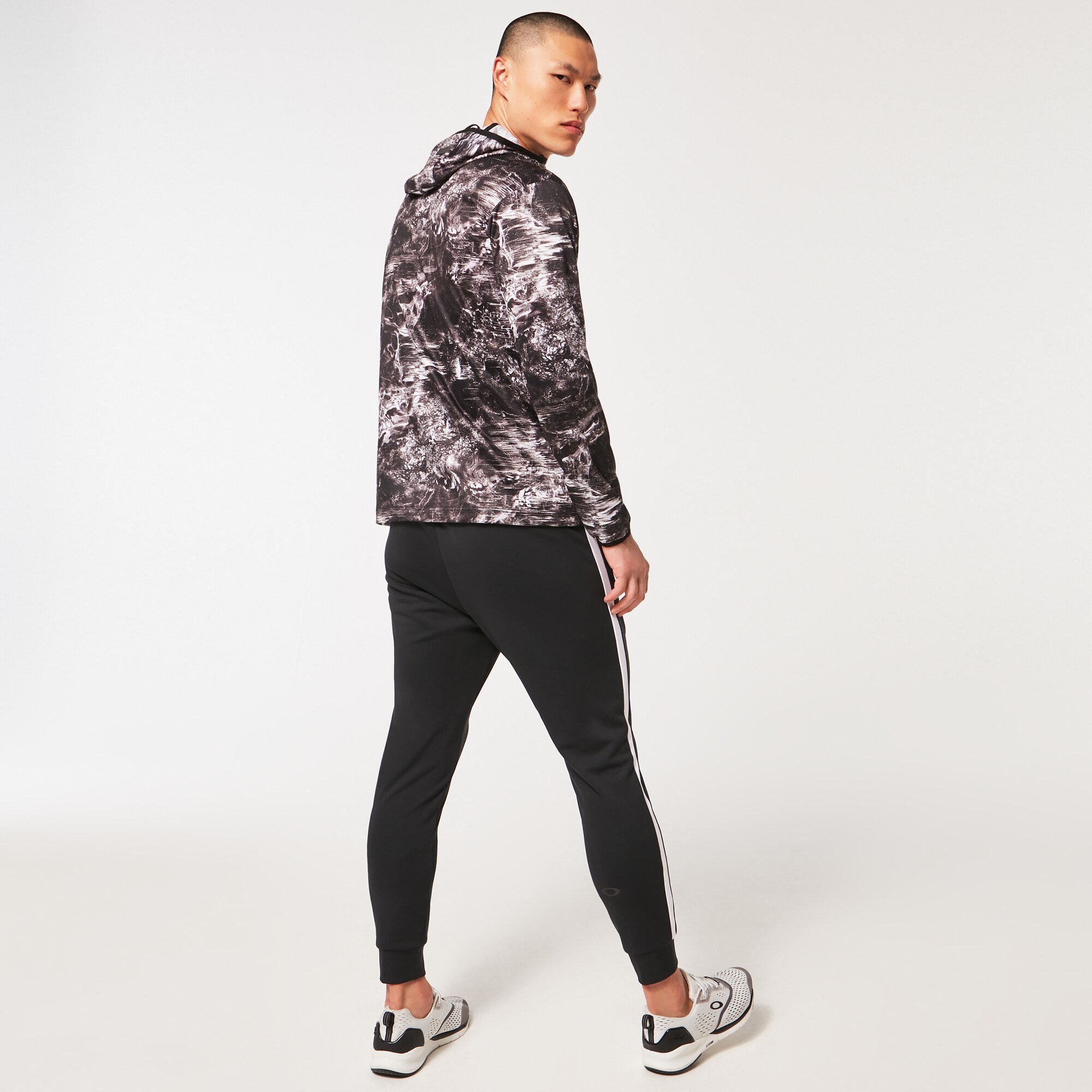 Oakley Enhance Track Pants 2.7 - Blackout | Oakley® 日本