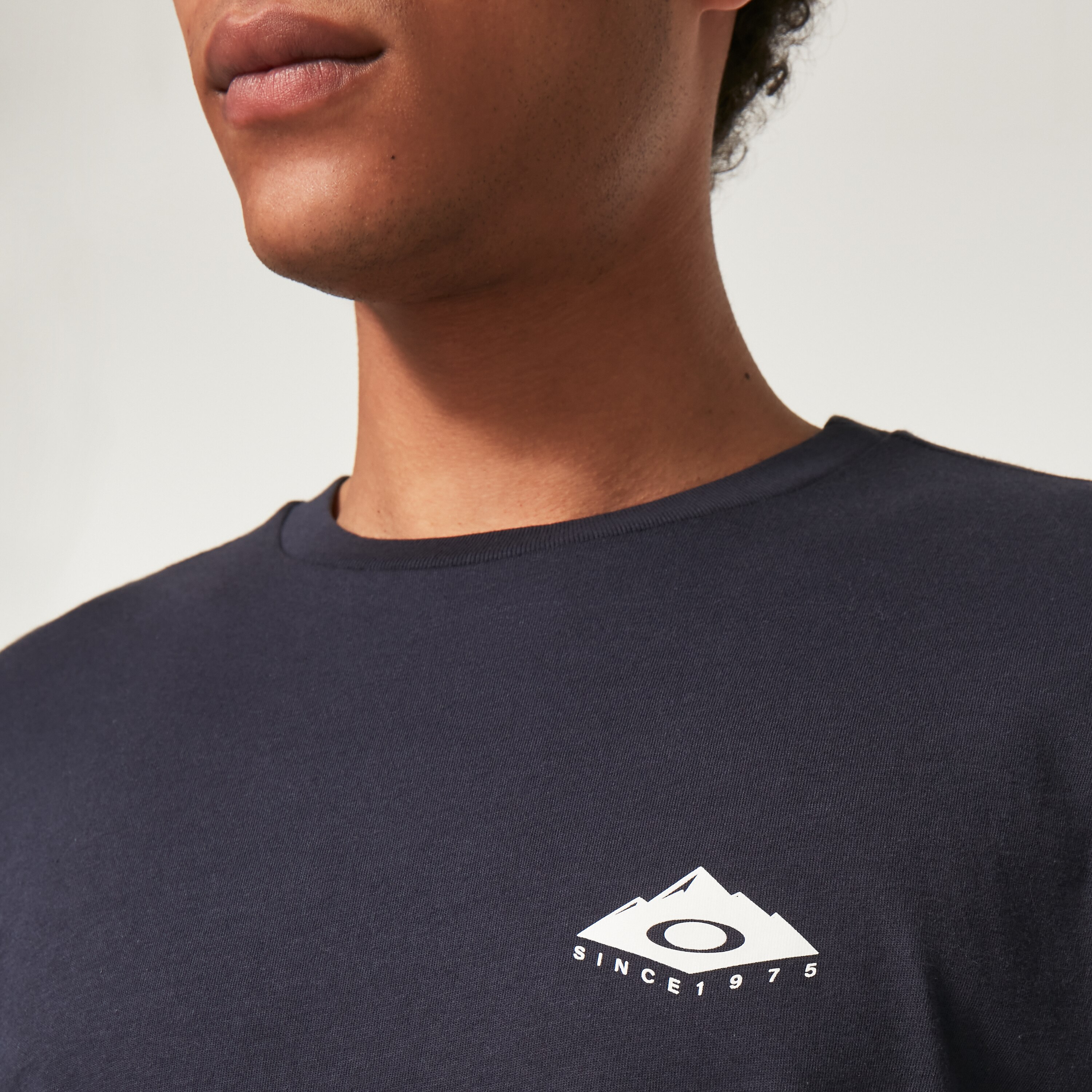 Oakley Peak Ellipse Tee - Fathom | Oakley® US
