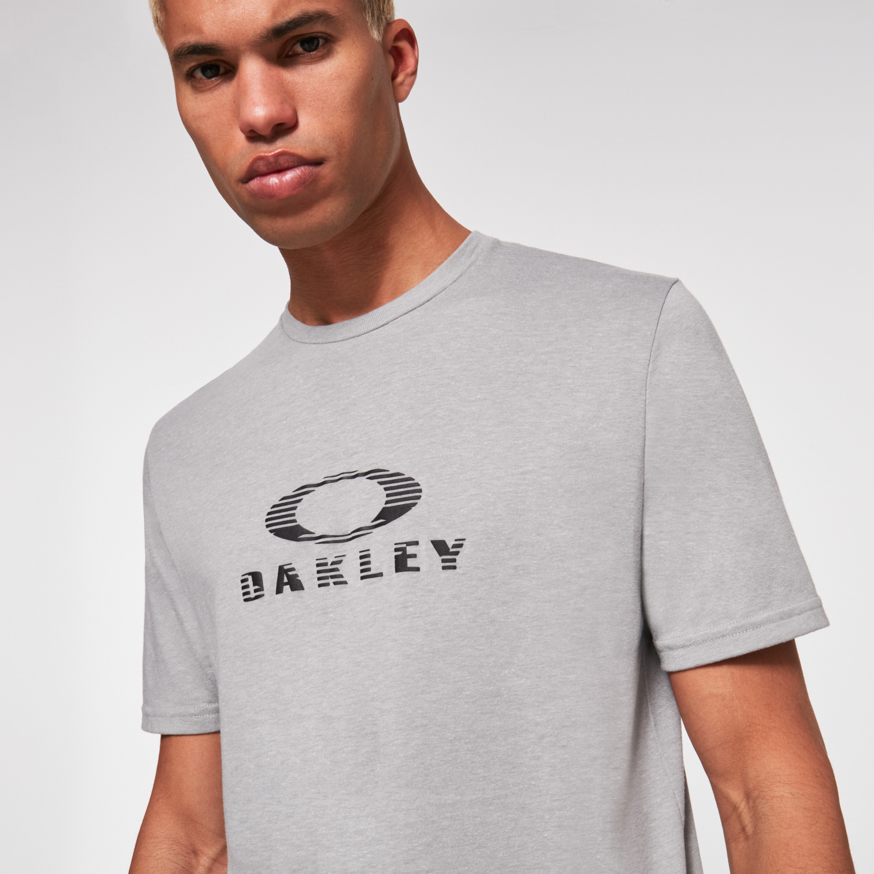 Oakley Striped Bark Tee - Stone Gray | Oakley® EU