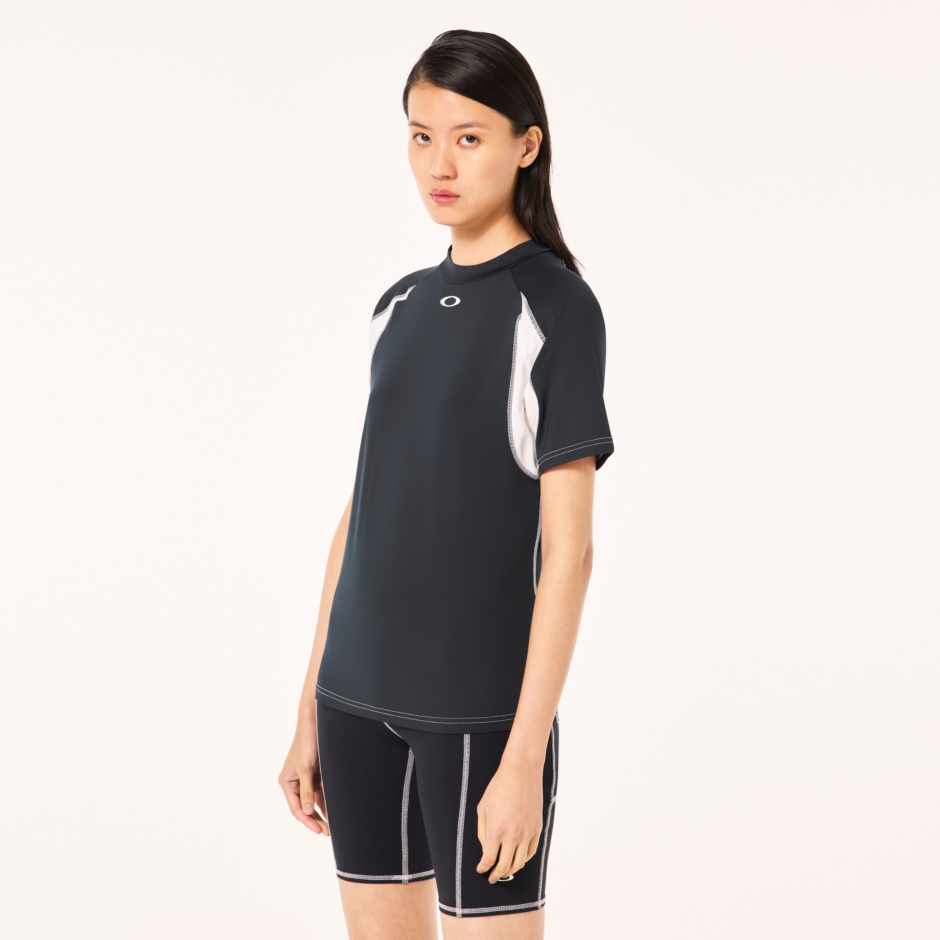 Oakley Oakley Woman Tech Mock - Blackout | Oakley® US