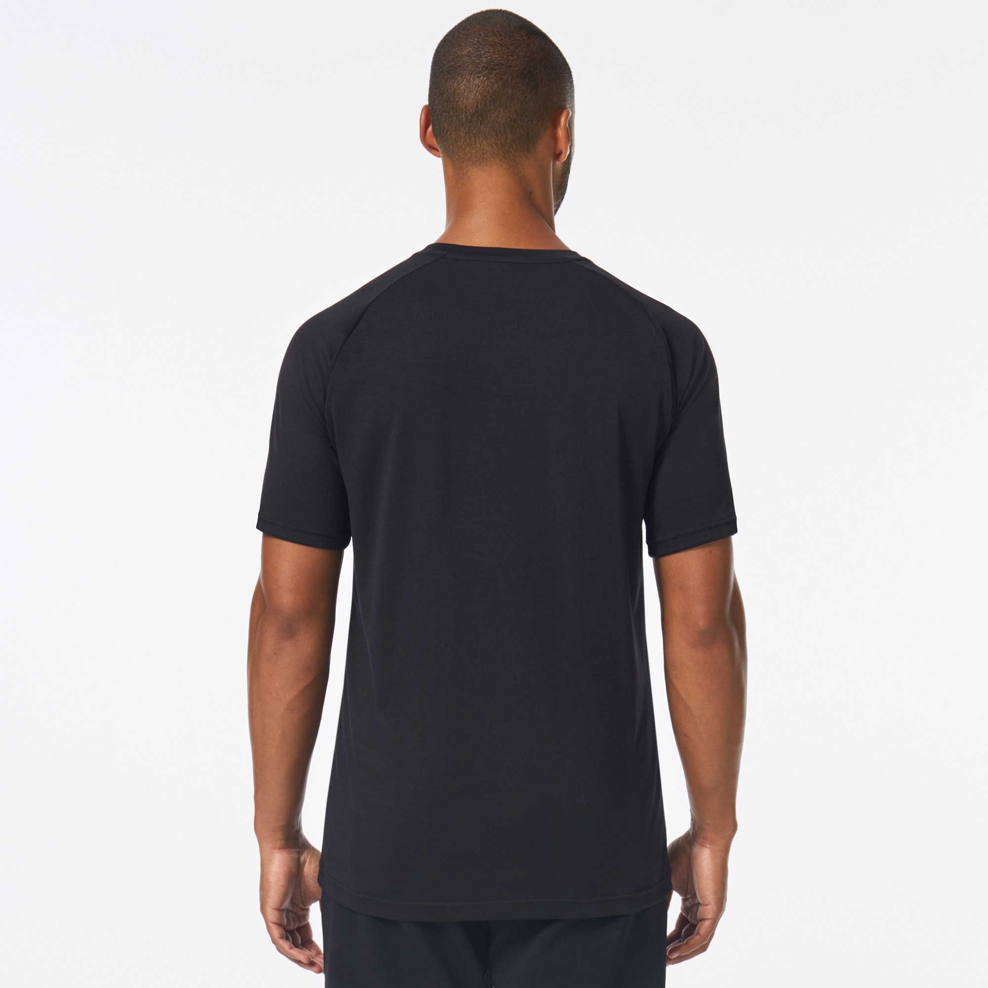 Oakley Static Wave Rc Tee - Blackout | Oakley® US