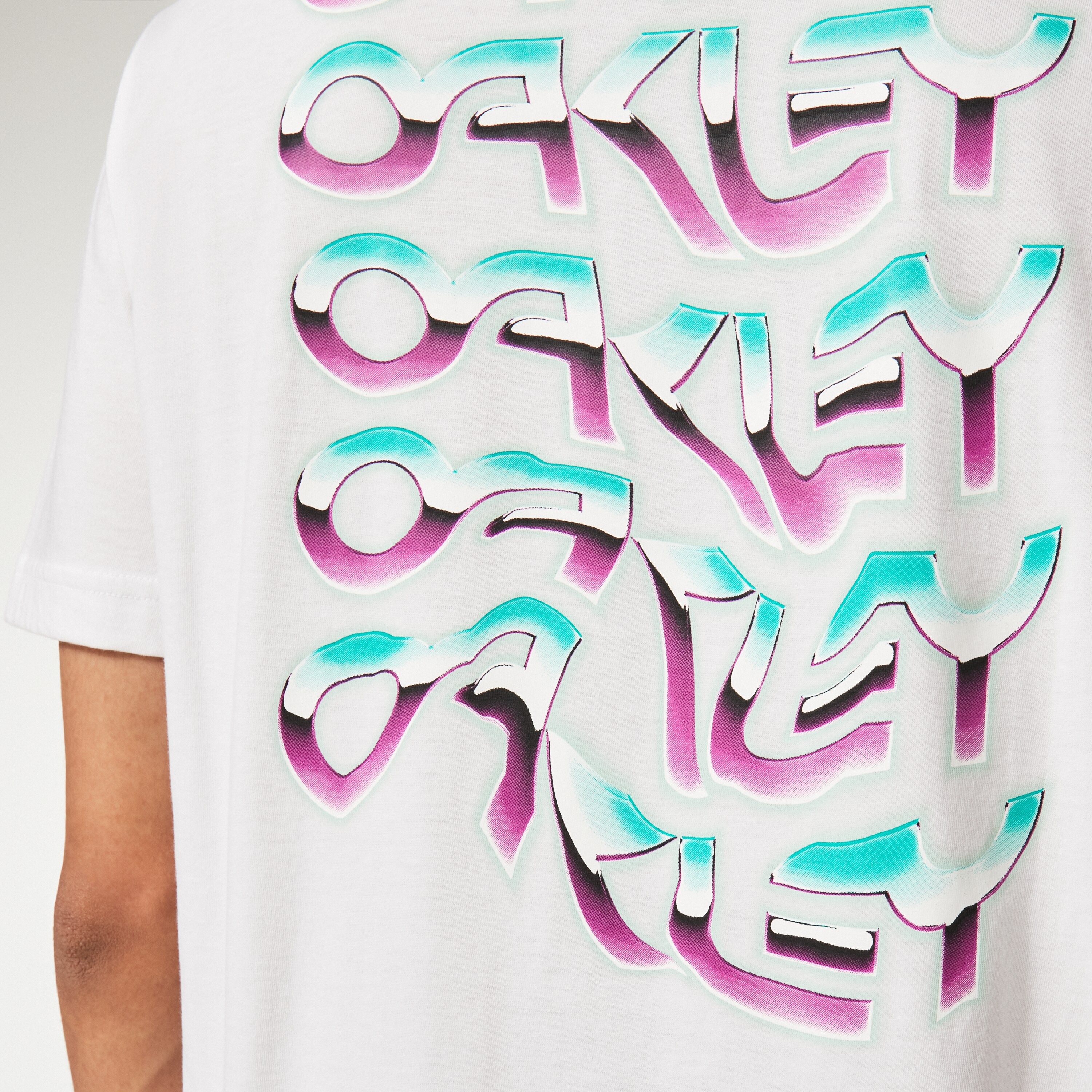 Oakley Twisted Wave B1B Rc Tee in White | Oakley® US