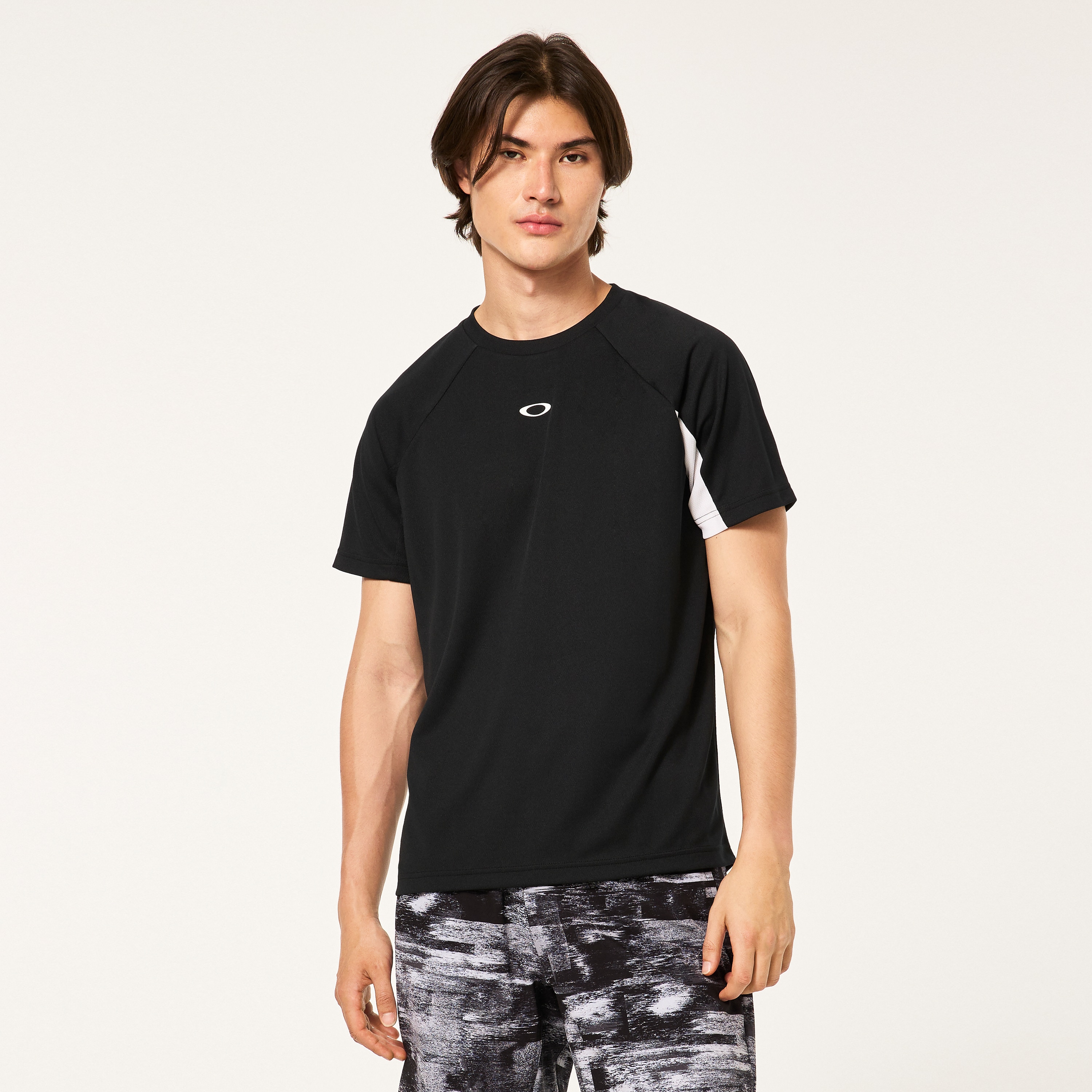 Oakley Slant Blocking Tee 8.0 - Blackout | Oakley® 日本
