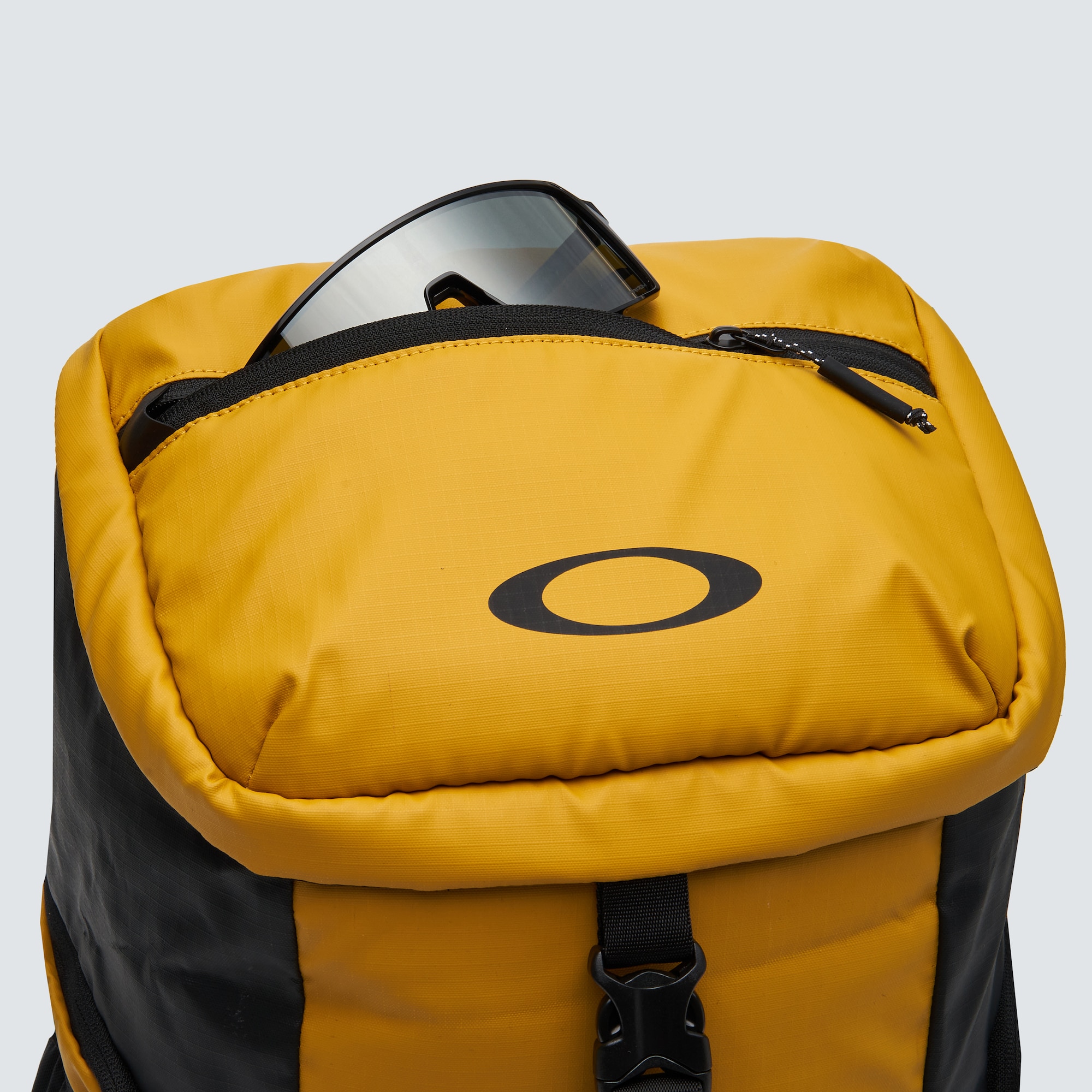 Oakley Road Trip Rc Backpack - Amber Yellow | Oakley® US