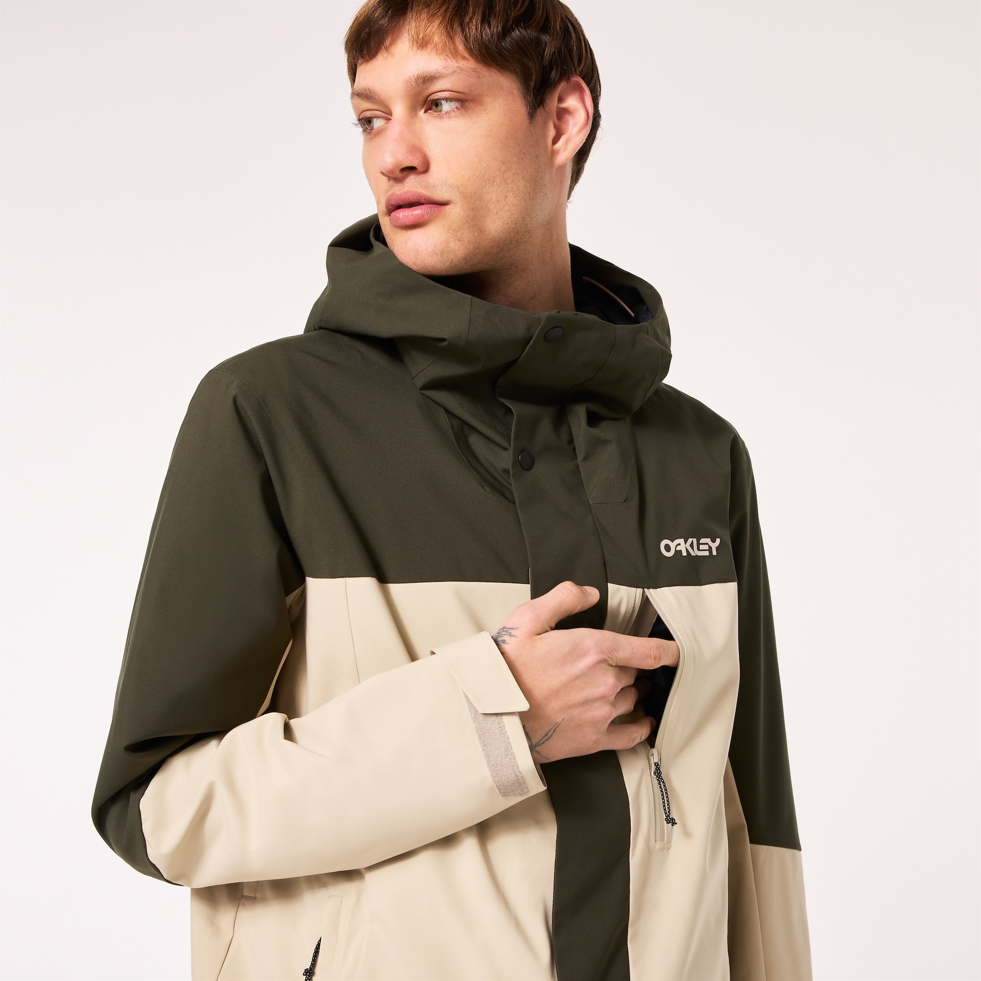 Oakley Tnp Tbt Shell Jacket - Humus/New Dark Brush | Oakley® US
