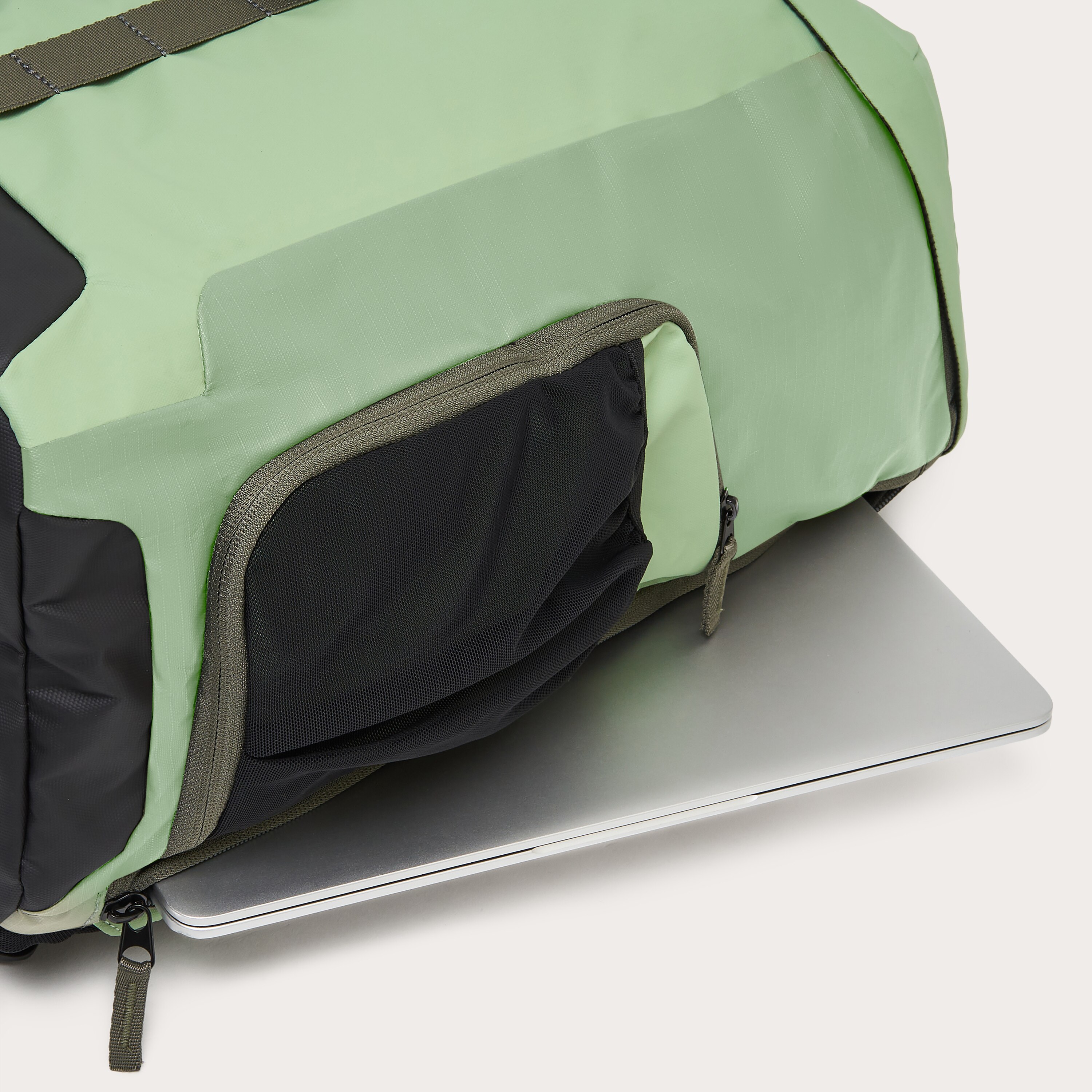 Oakley Road Trip Rc Backpack - New Jade | Oakley® US