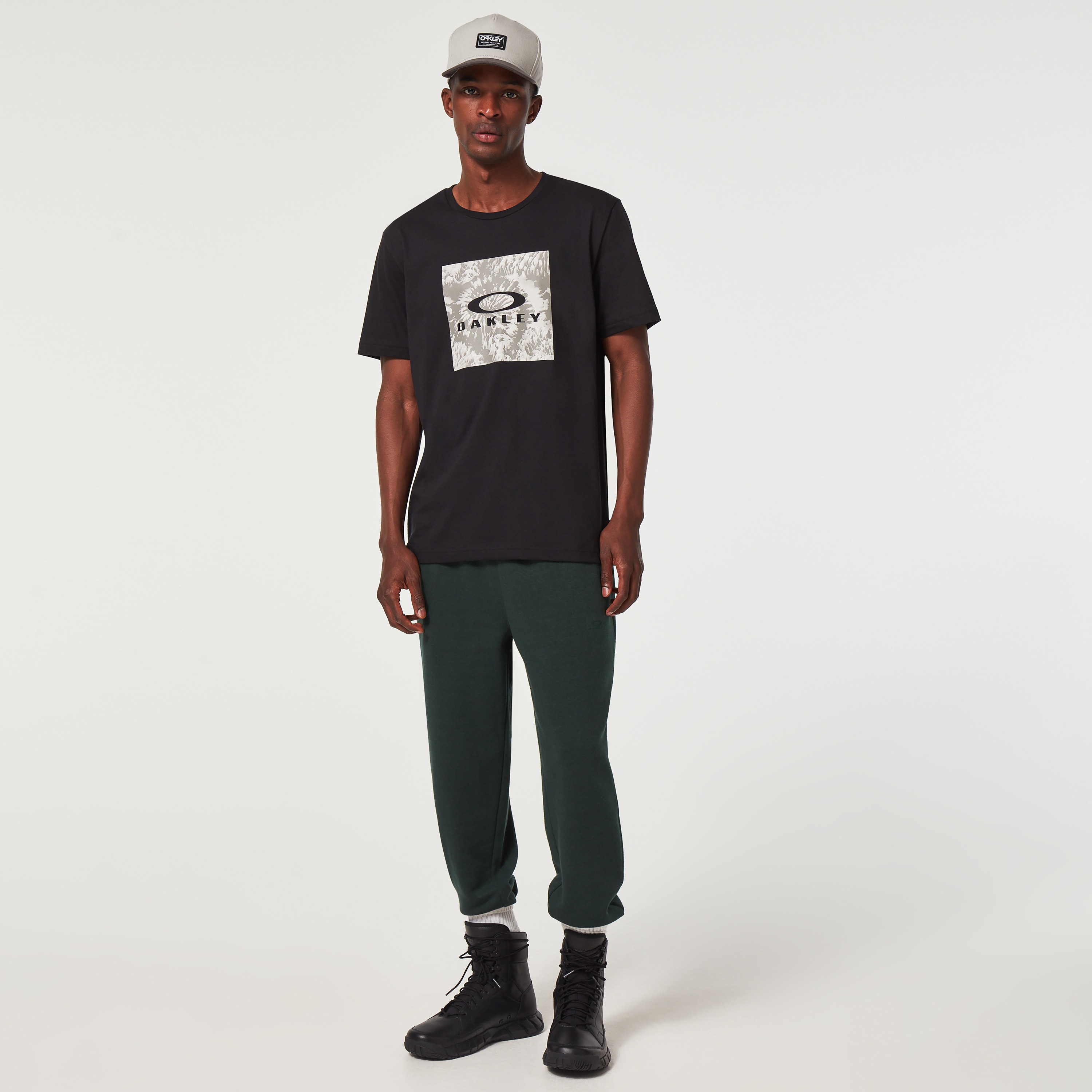 Oakley Wanderlust O- Bark Rc Tee in Blackout | Oakley® US