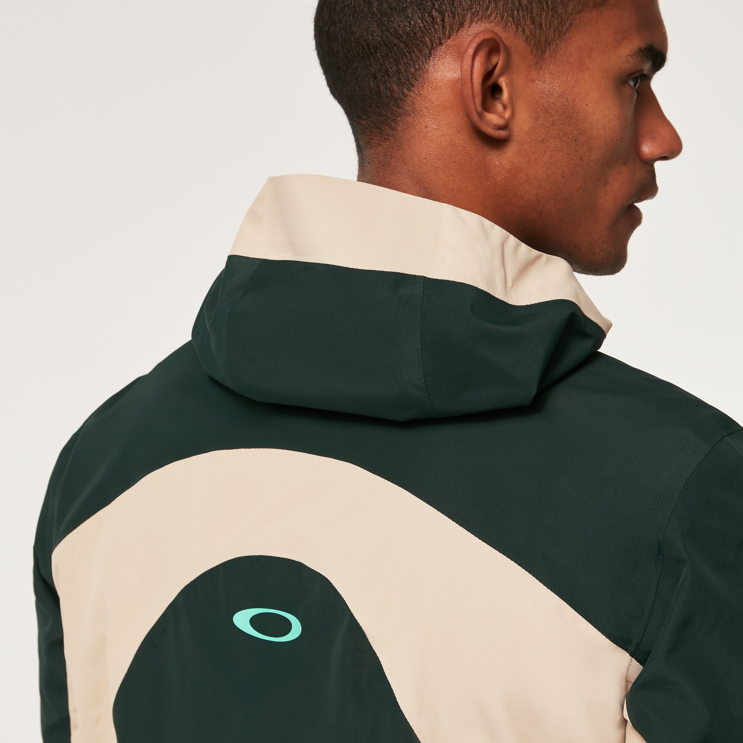 Oakley Latitude Shell Jacket - Hunter Green | Oakley® US