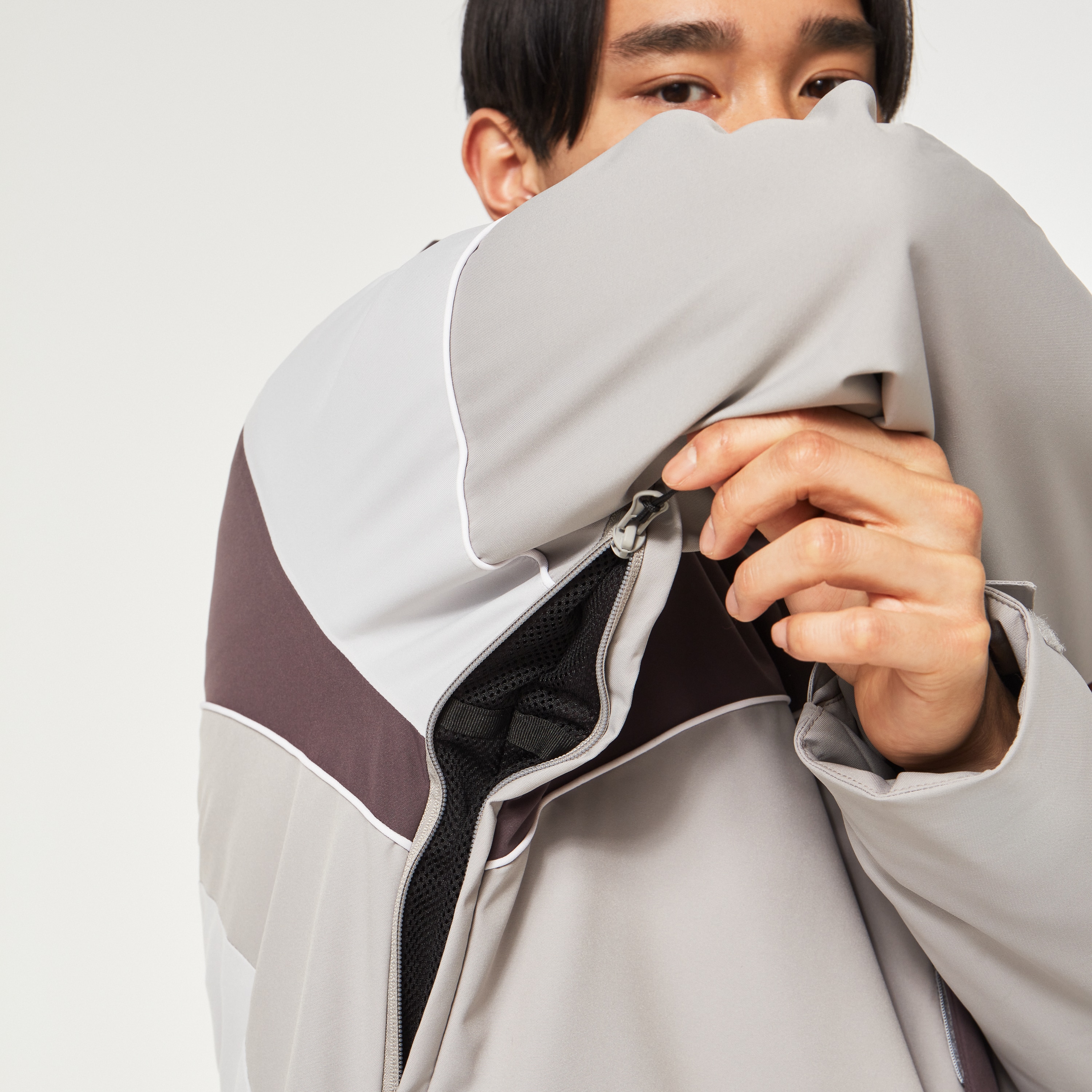 Oakley Tnp Rotation Rc Insulated Jacket - Grey Color Block | Oakley® US