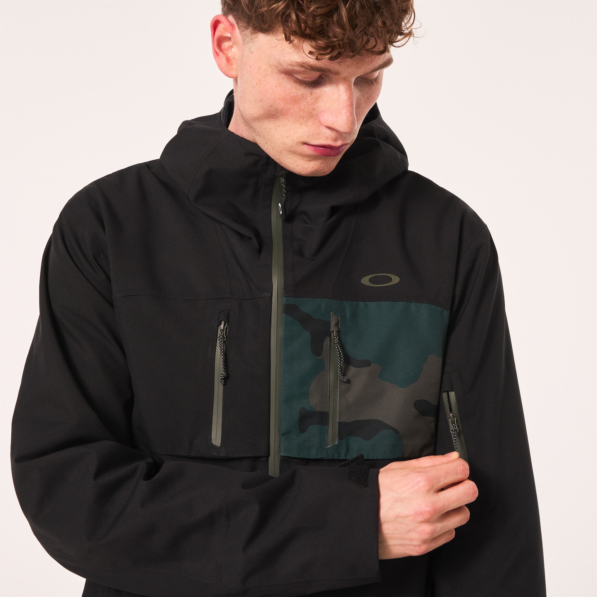 Oakley Kendall Rc Shell Jacket - Black/B1B Camo Hunter | Oakley® US