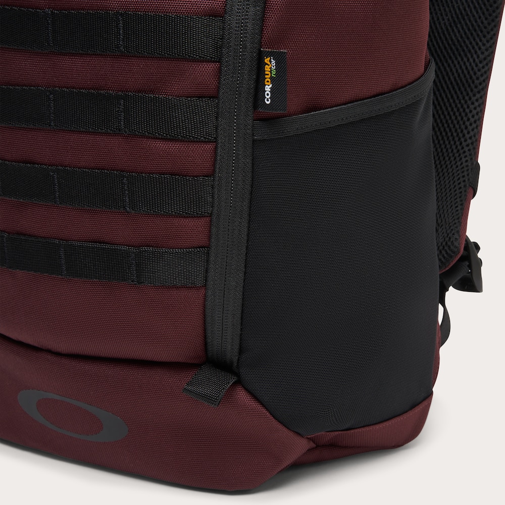 Oakley Urban Path Rc 25L Backpack - Grenache | Oakley® US
