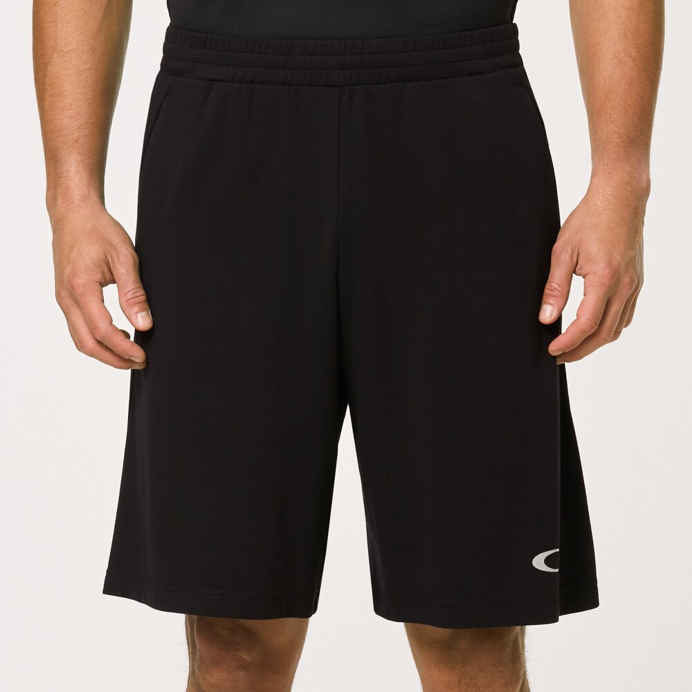 Oakley Enhance Tech Cold Knit Shorts 9Inch 1.0 - Blackout | Oakley® 日本