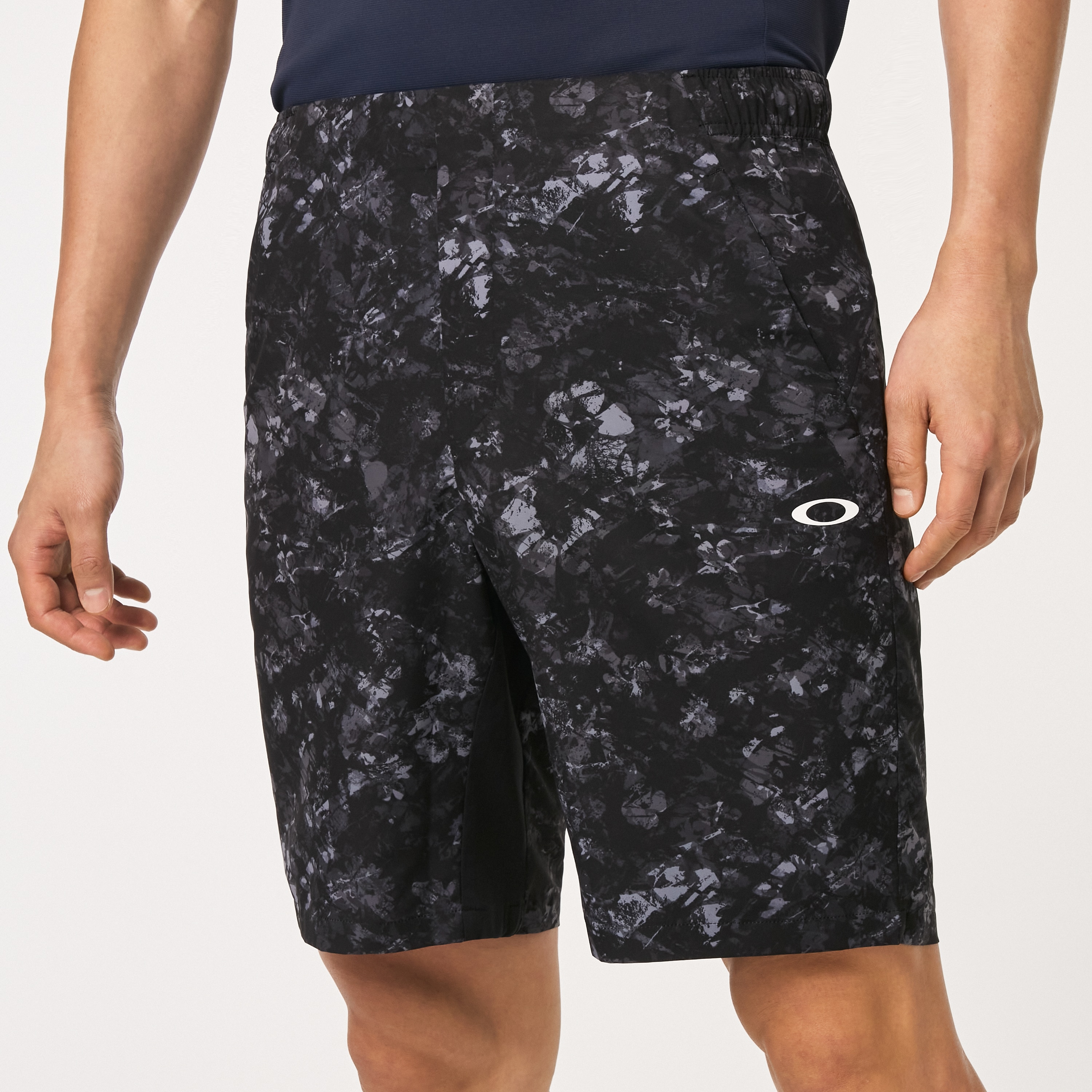 Oakley Enhance Mobility Shorts 9Inch 4.0 - Black Print | Oakley® 日本