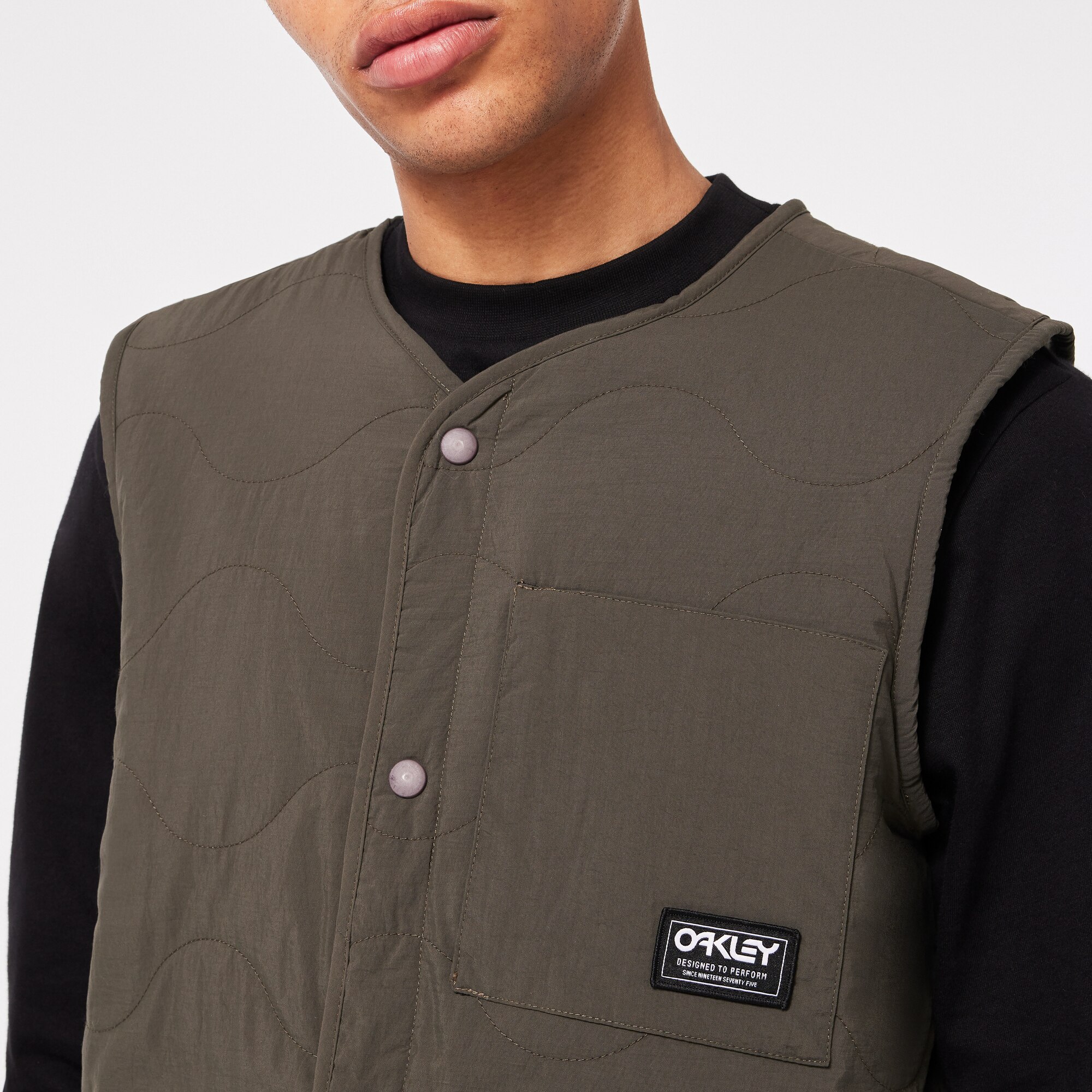Oakley Quilted Sherpa Vest - New Dark Brush | Oakley® US