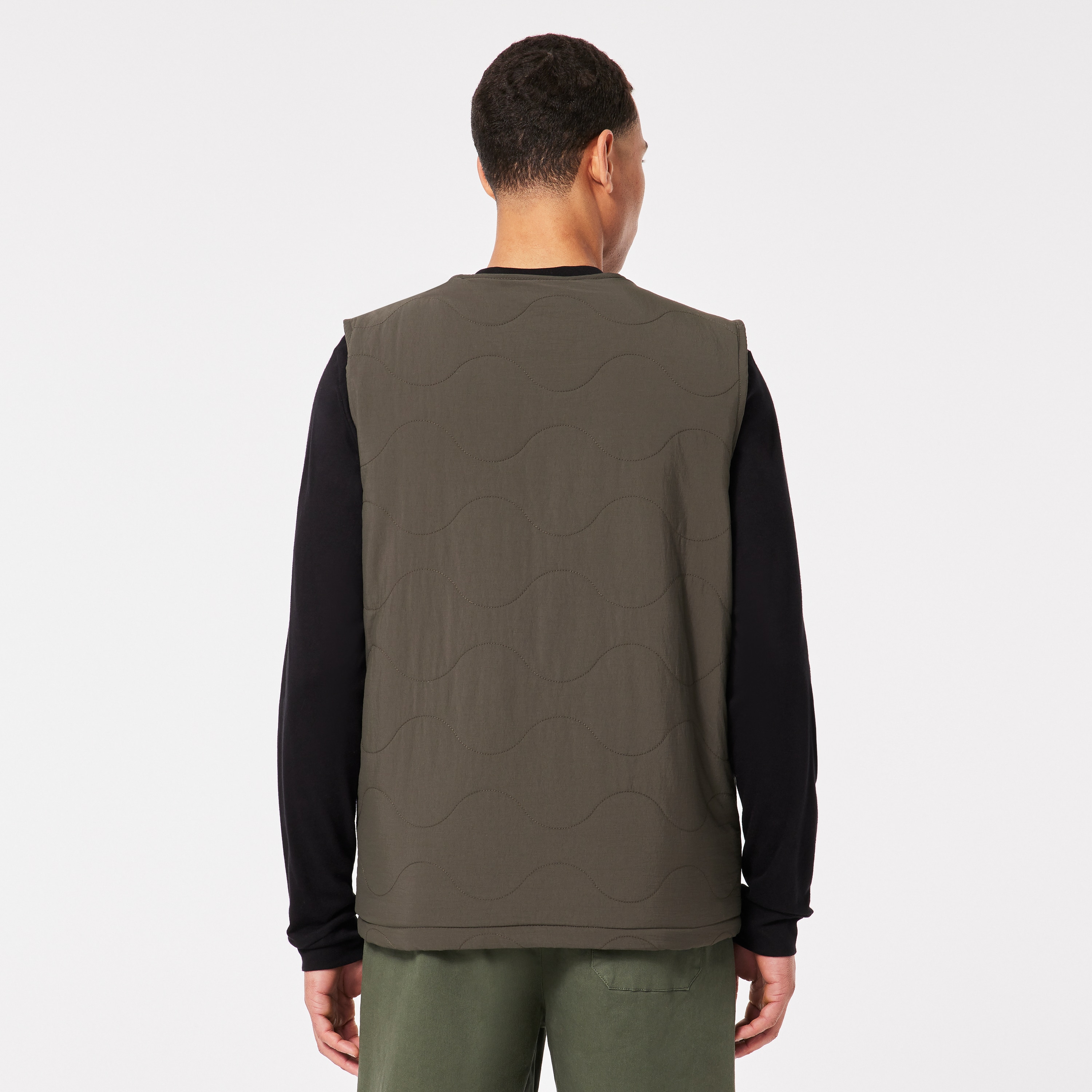 Oakley Quilted Sherpa Vest in New Dark Brush | Oakley® US