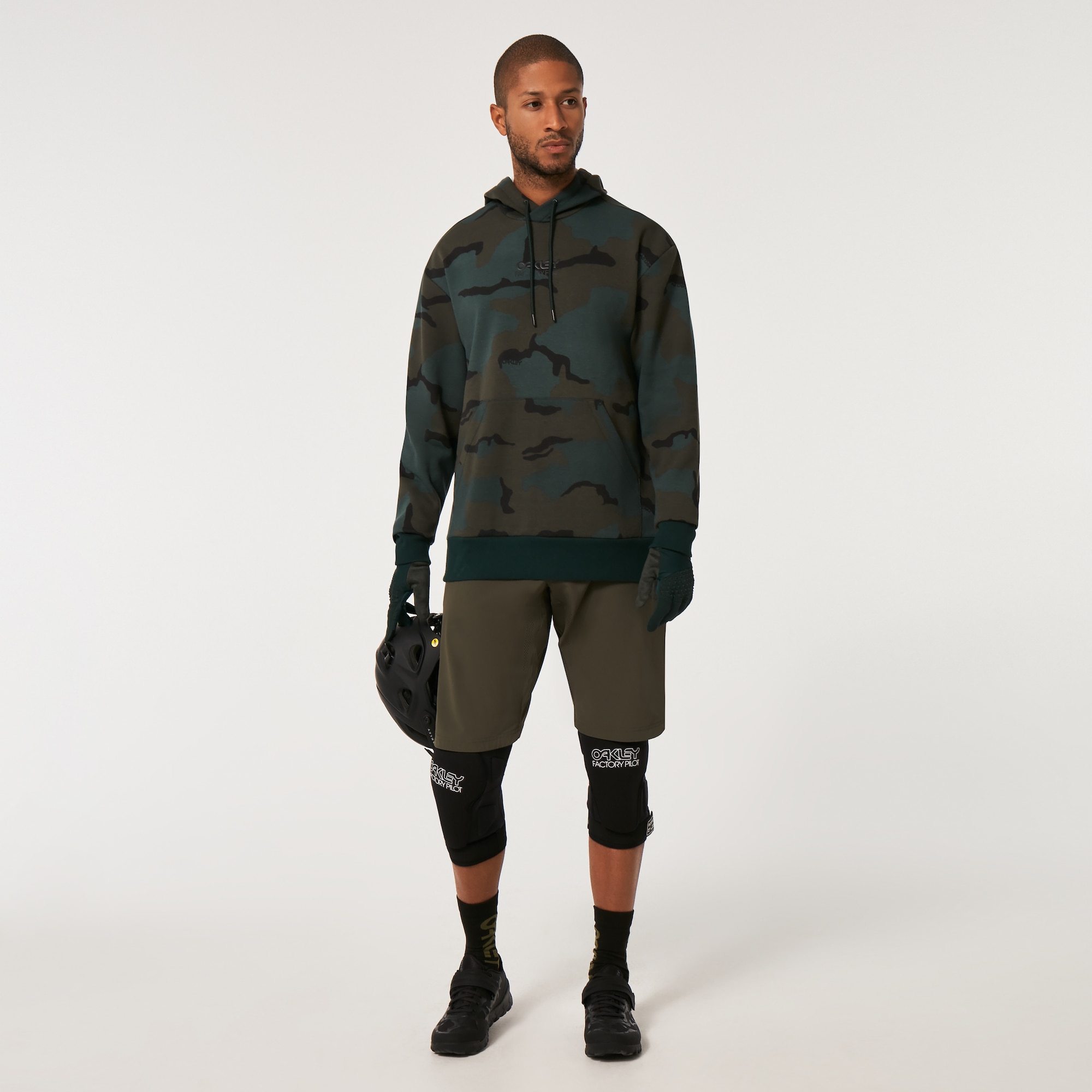 Oakley Factory Pilot Rc Hoodie - B1B Camo Hunter | Oakley® US
