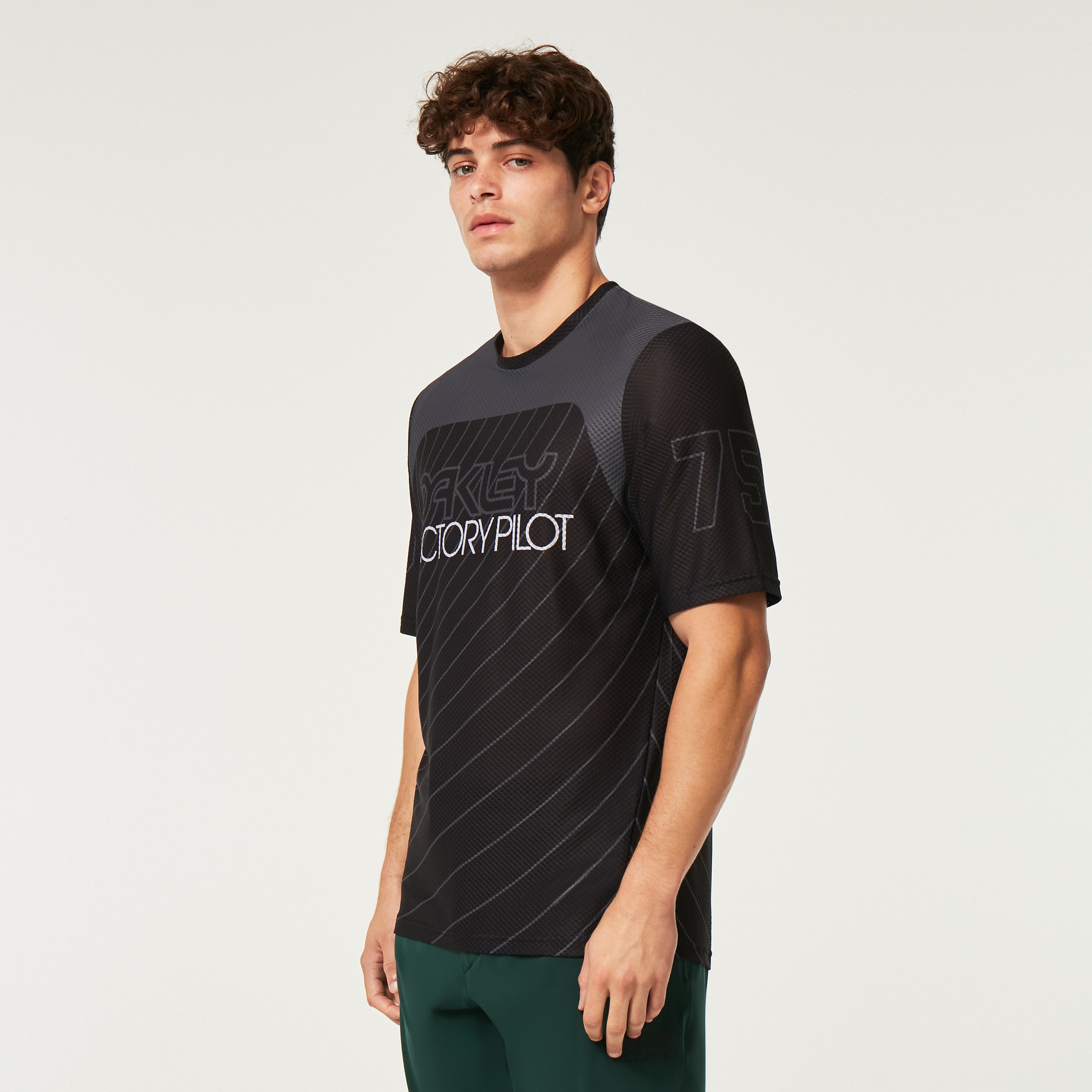 Oakley Seeker '75 SS Jersey - Blackout | Oakley® US