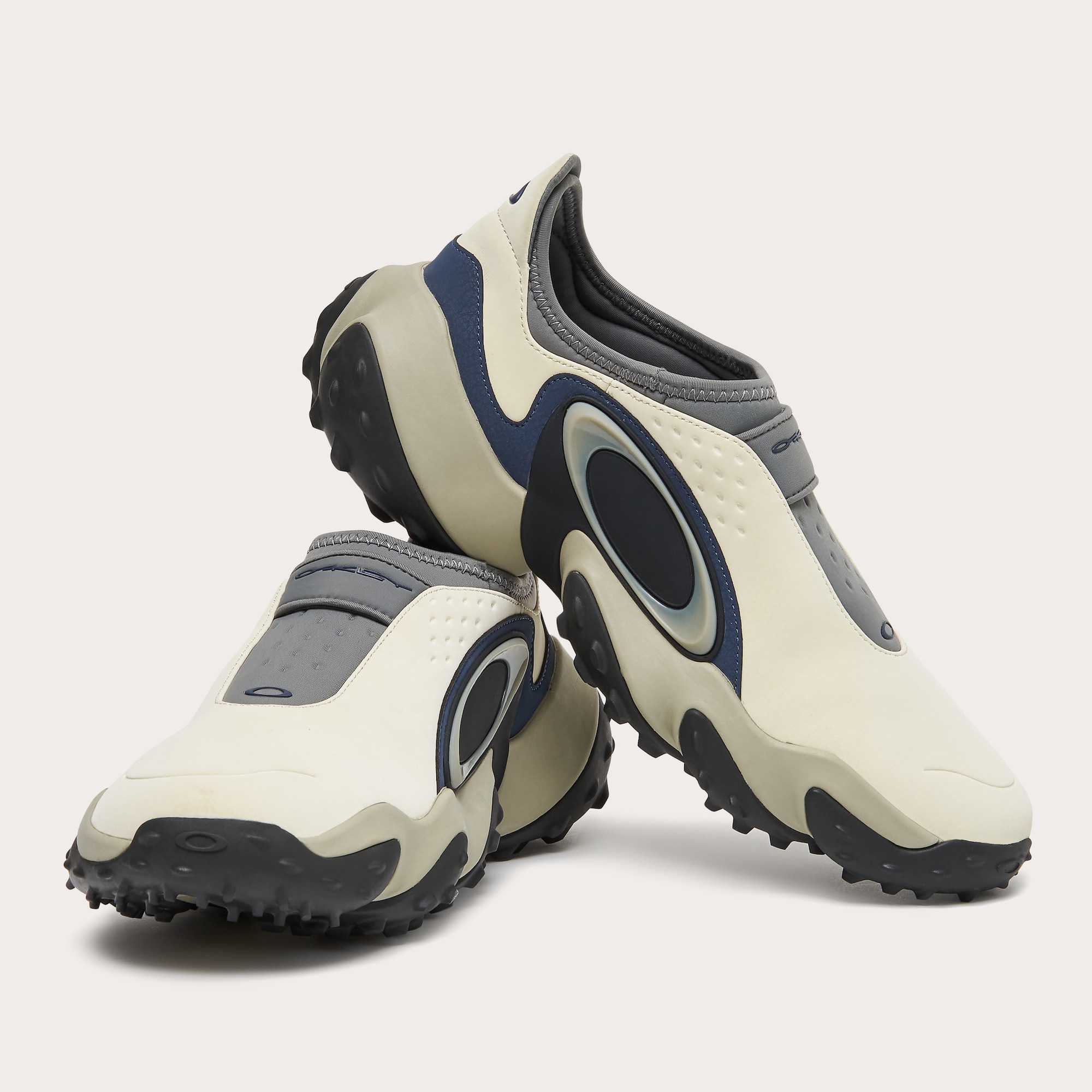 Oakley Oakley Edge Icon - Cream/Navy - FOF100539-372 | Oakley® US