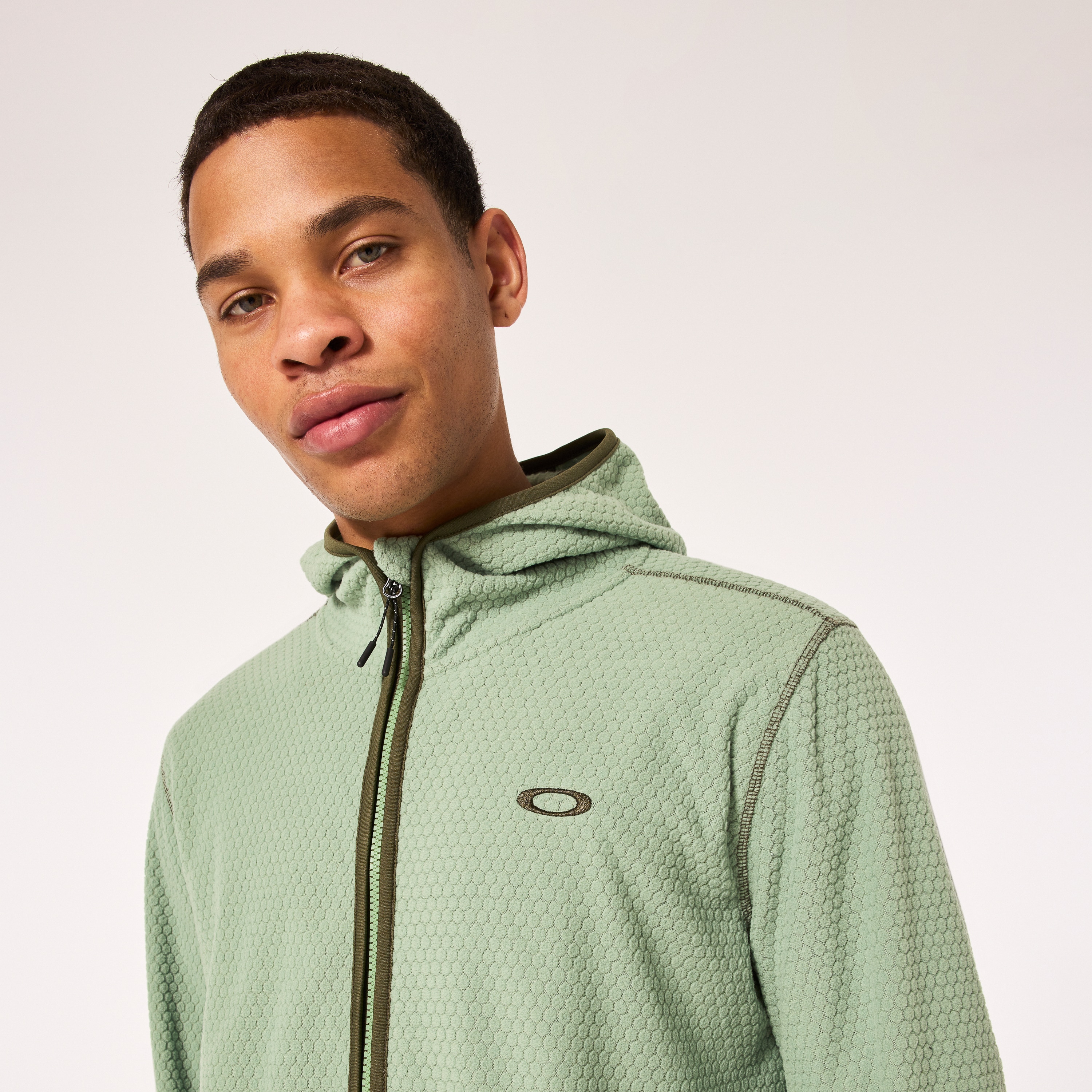 Oakley Latitude Fleece Hoodie - New Jade | Oakley® | Official Oakley ...