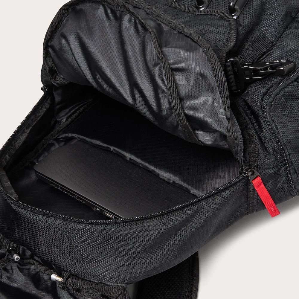 Oakley Bathroom Sink Rc Backpack - Blackout | Oakley® CA