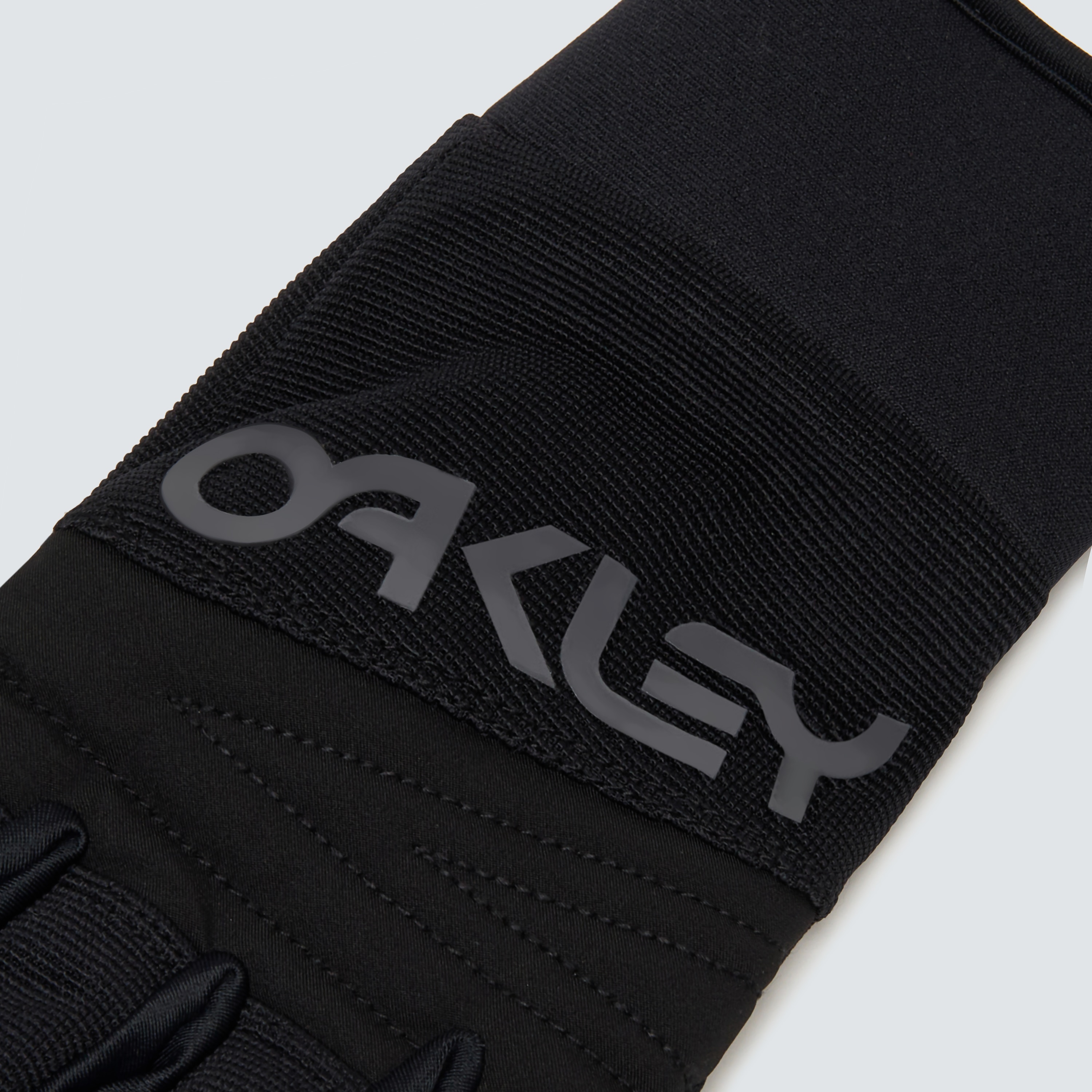 Oakley Factory Pilot Core Glove - Blackout | Oakley® US