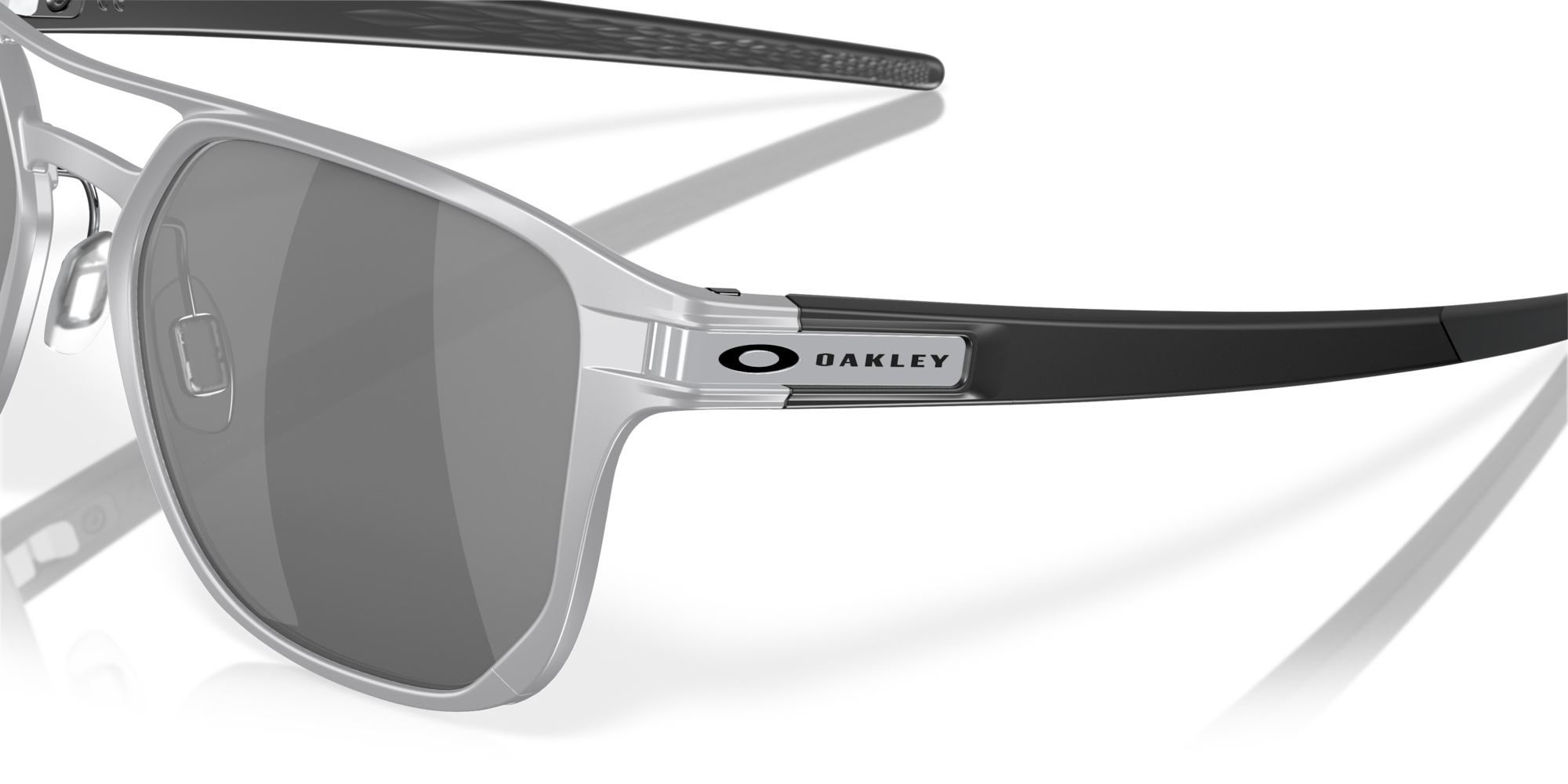 Occhiali da Sole Oakley Latch® Alpha con Montatura Matte Silver e Lente ...