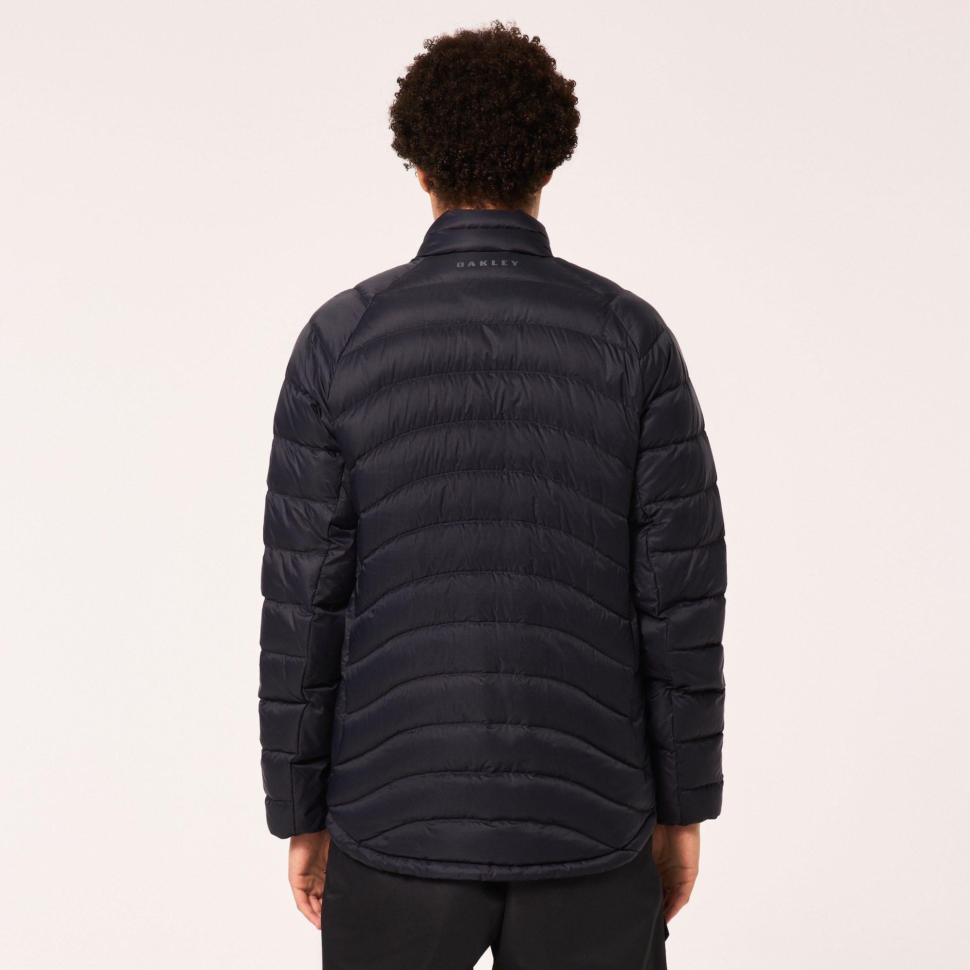 Oakley Snowbound Pkble Down Puffy Jacket in Blackout | Oakley® US