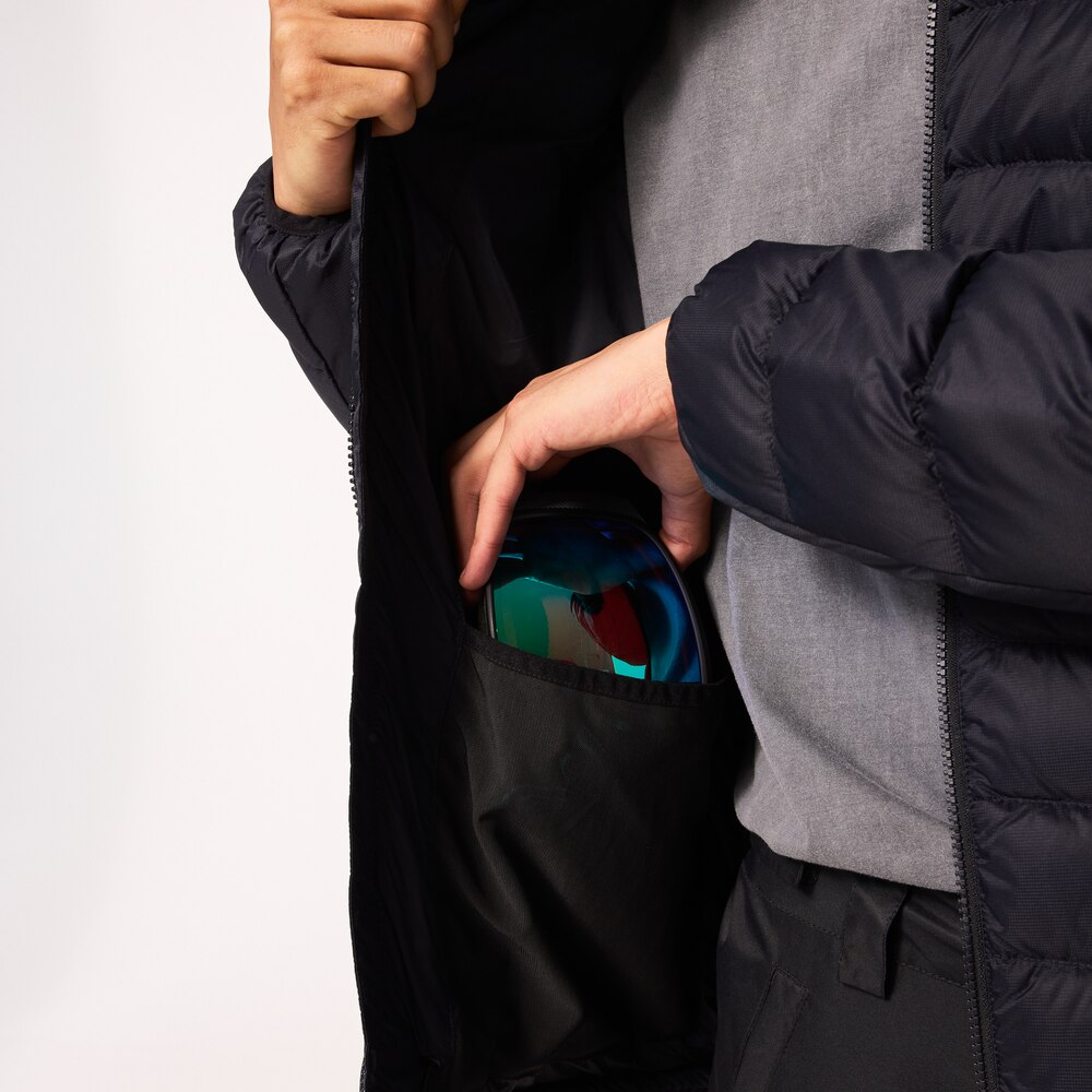 Oakley Snowbound Pkble Down Puffy Jacket in Blackout | Oakley® US