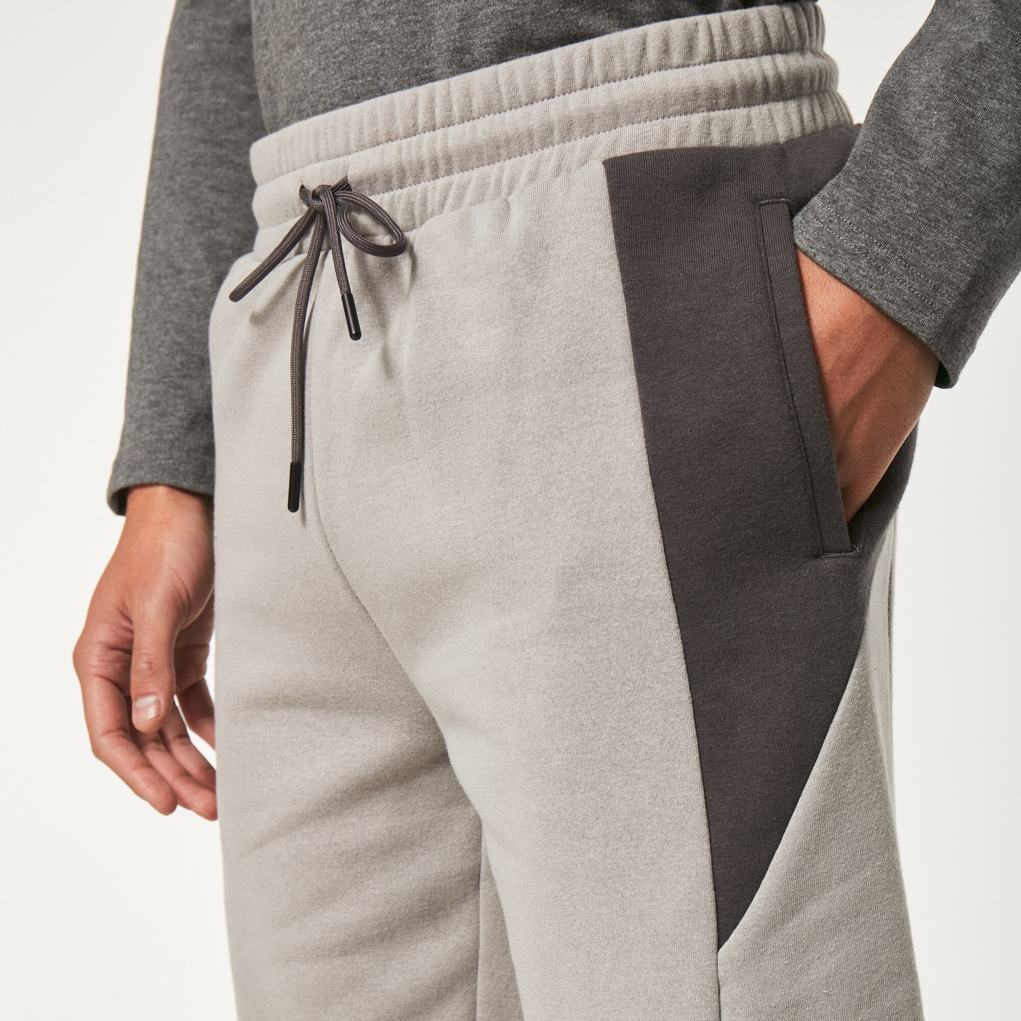 Oakley Throwback Shorts - Stone Gray | Oakley® US