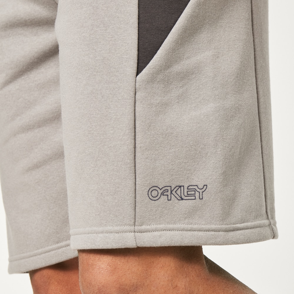 Oakley Throwback Shorts - Stone Gray | Oakley® US