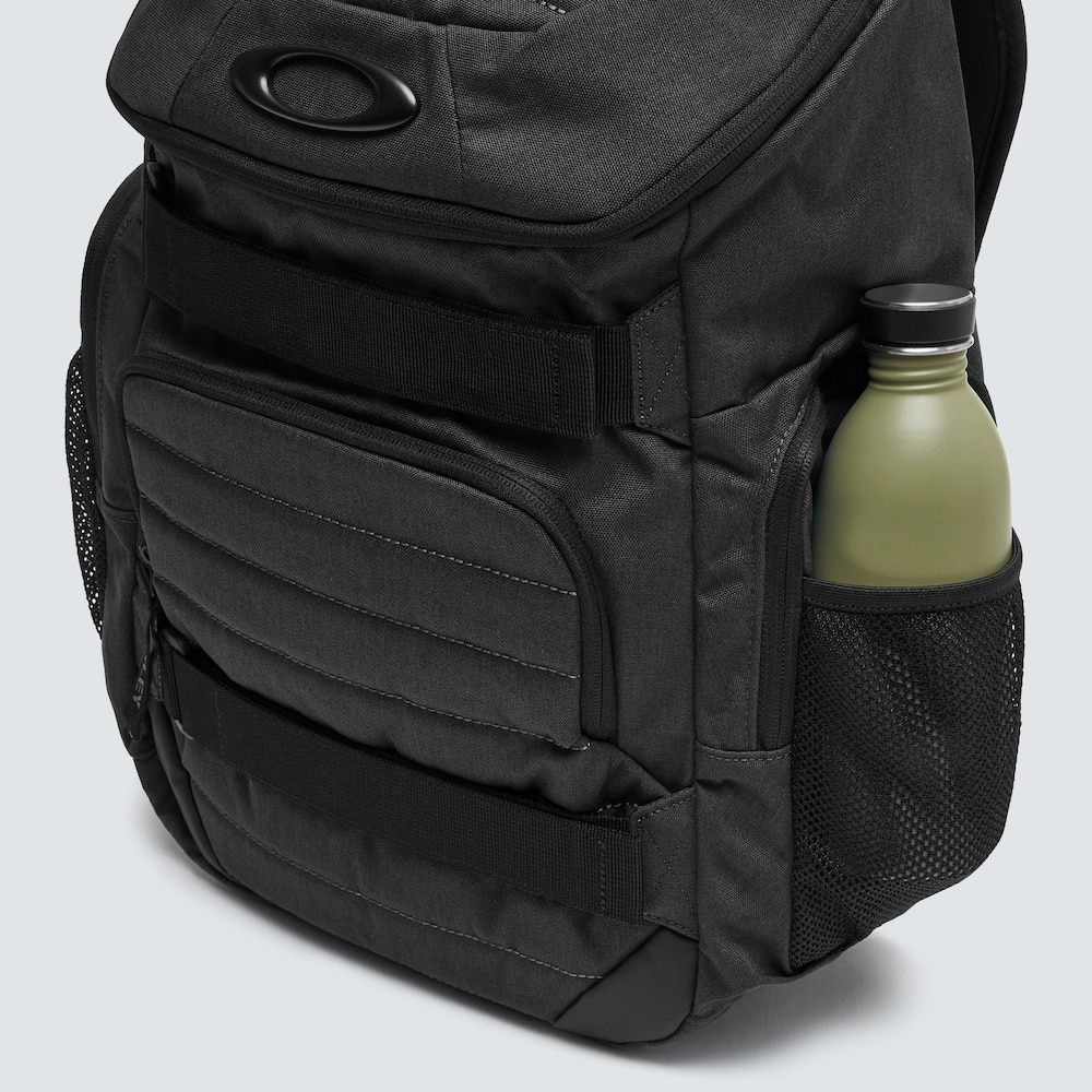 Oakley Enduro 3.0 Big Backpack - Blackout | Oakley® US