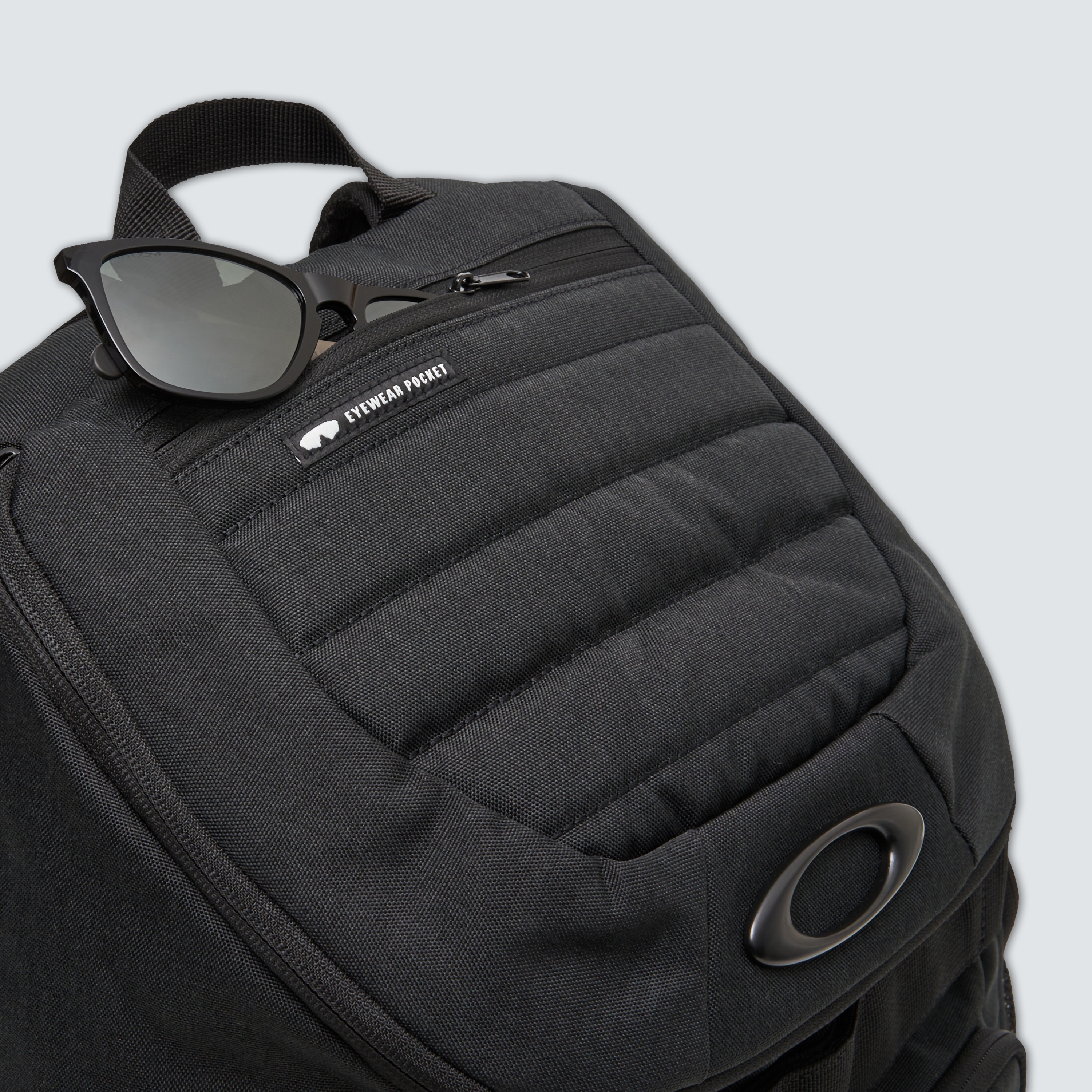 Oakley Enduro 3.0 Big Backpack - Blackout | Oakley® US