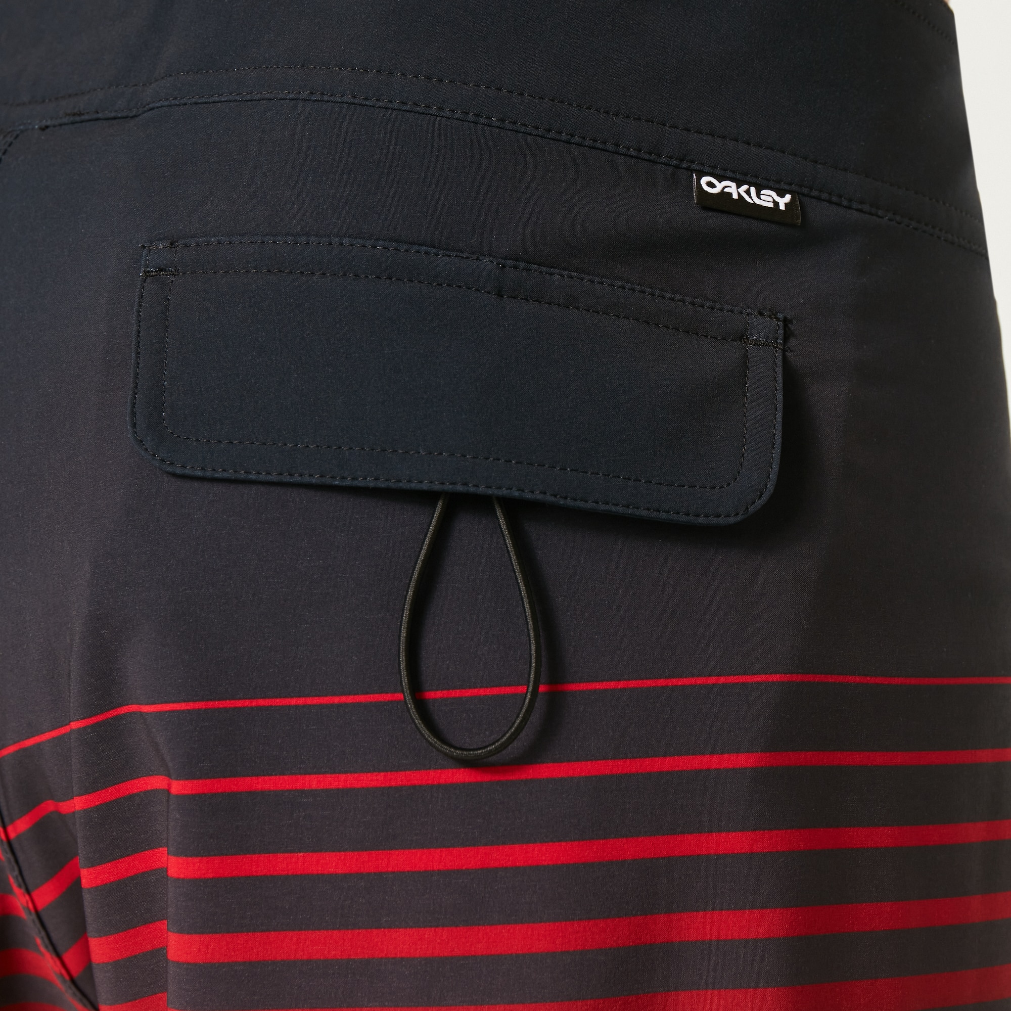 Oakley Fade Out 21" Rc Boardshort in Black/Red Stripes | Oakley® US