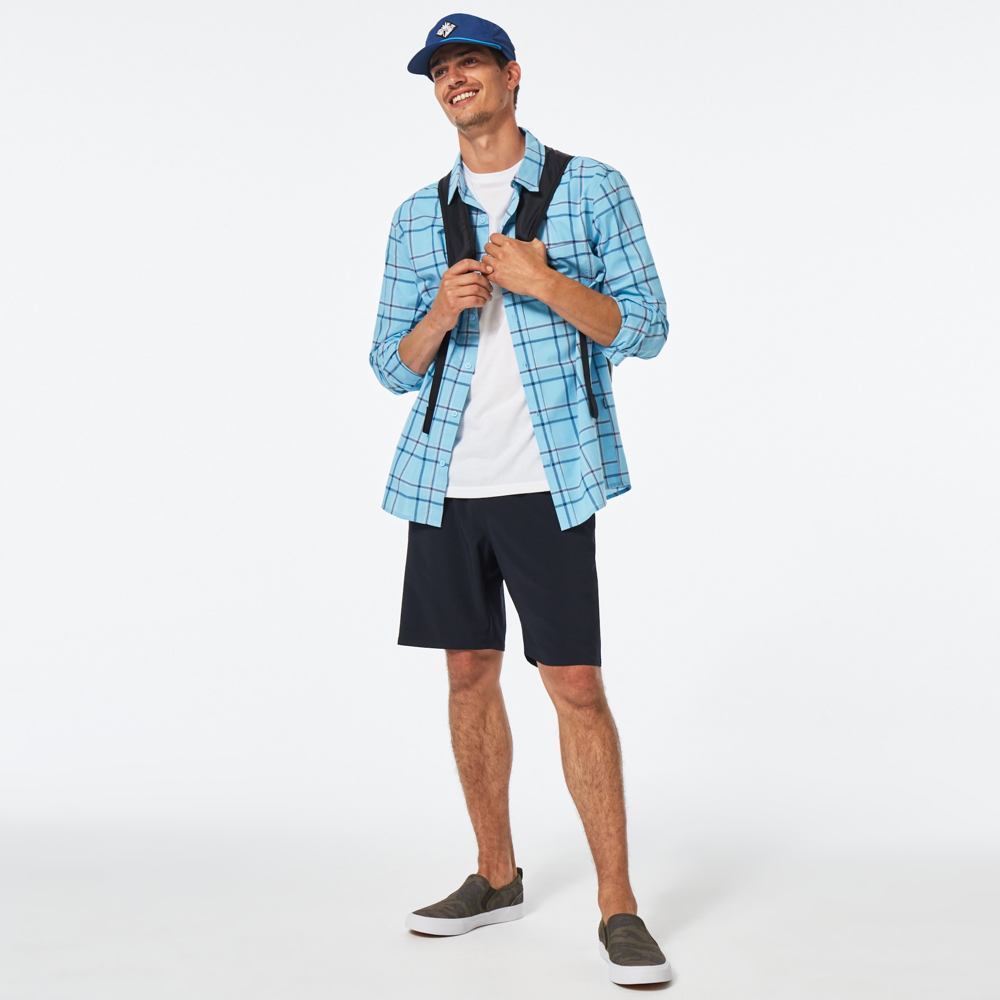 Oakley Transport Hybrd Packable Short - Blackout | Oakley® US