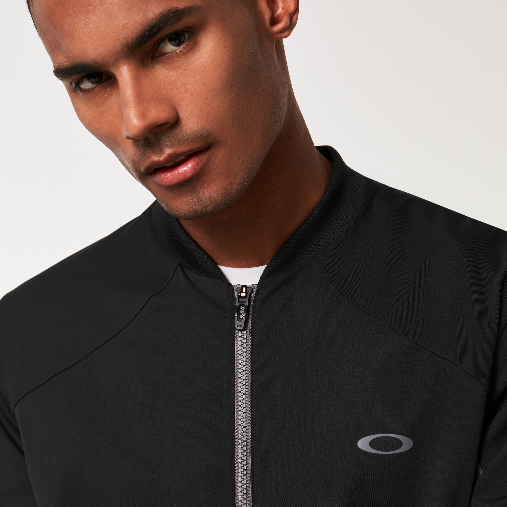 Oakley Latitude Fz Bomber Fleece - Blackout | Oakley® US
