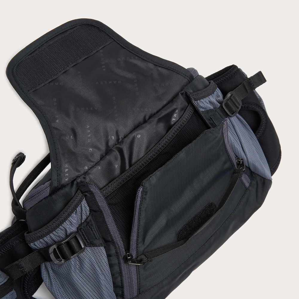 Oakley Seeker Traverse Rc Hip Pack - Blackout | Oakley® US
