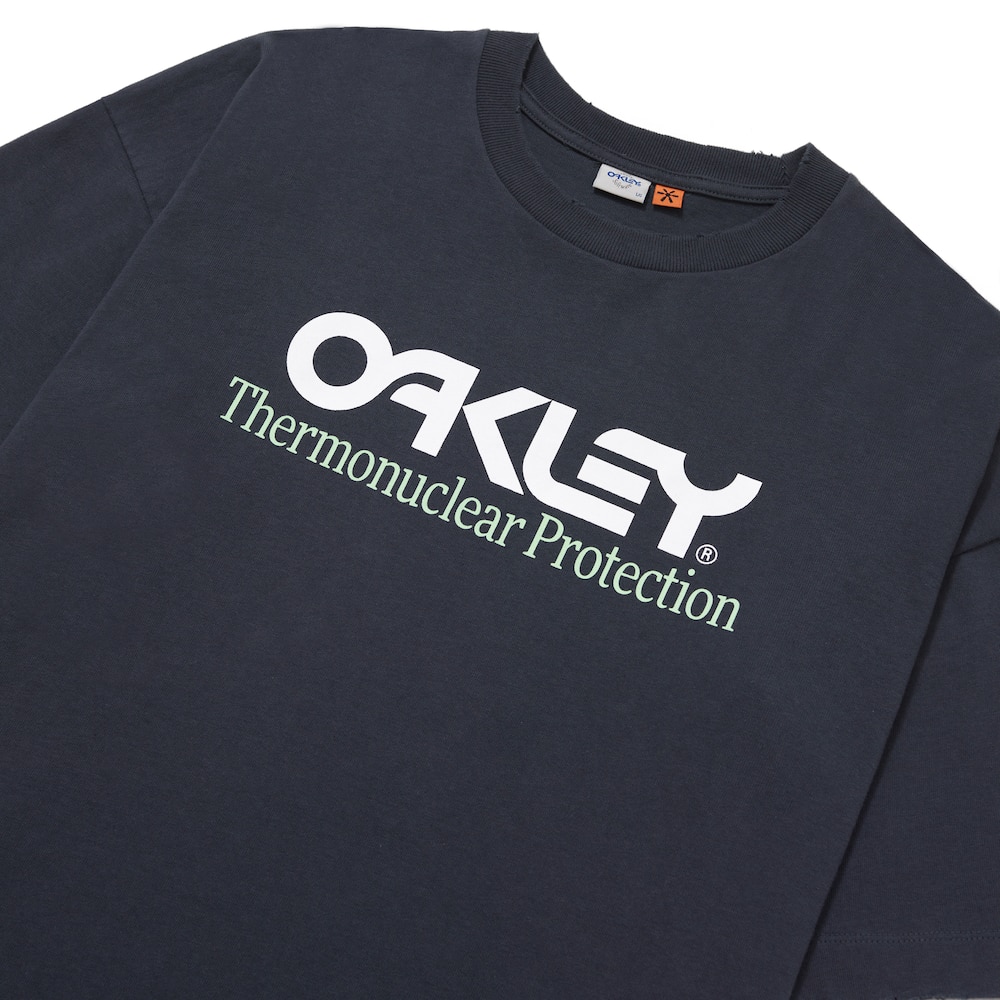 Oakley Thermonuclear Tee PIET x Oakley - Dark Gray | Oakley® BR