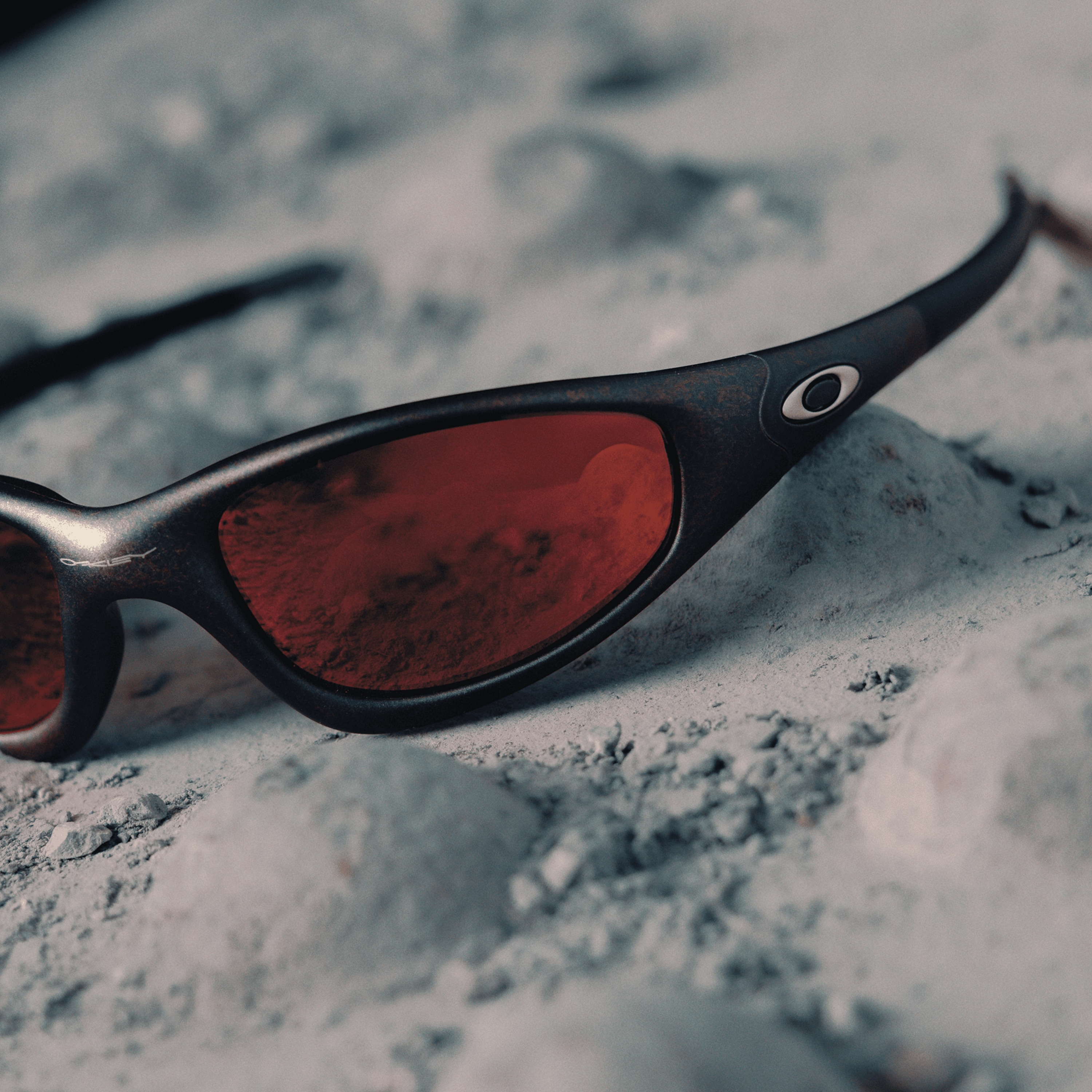 Oakley X GDLP Straight Jacket® 99 Prizm Black GDLP Patina de sol ...