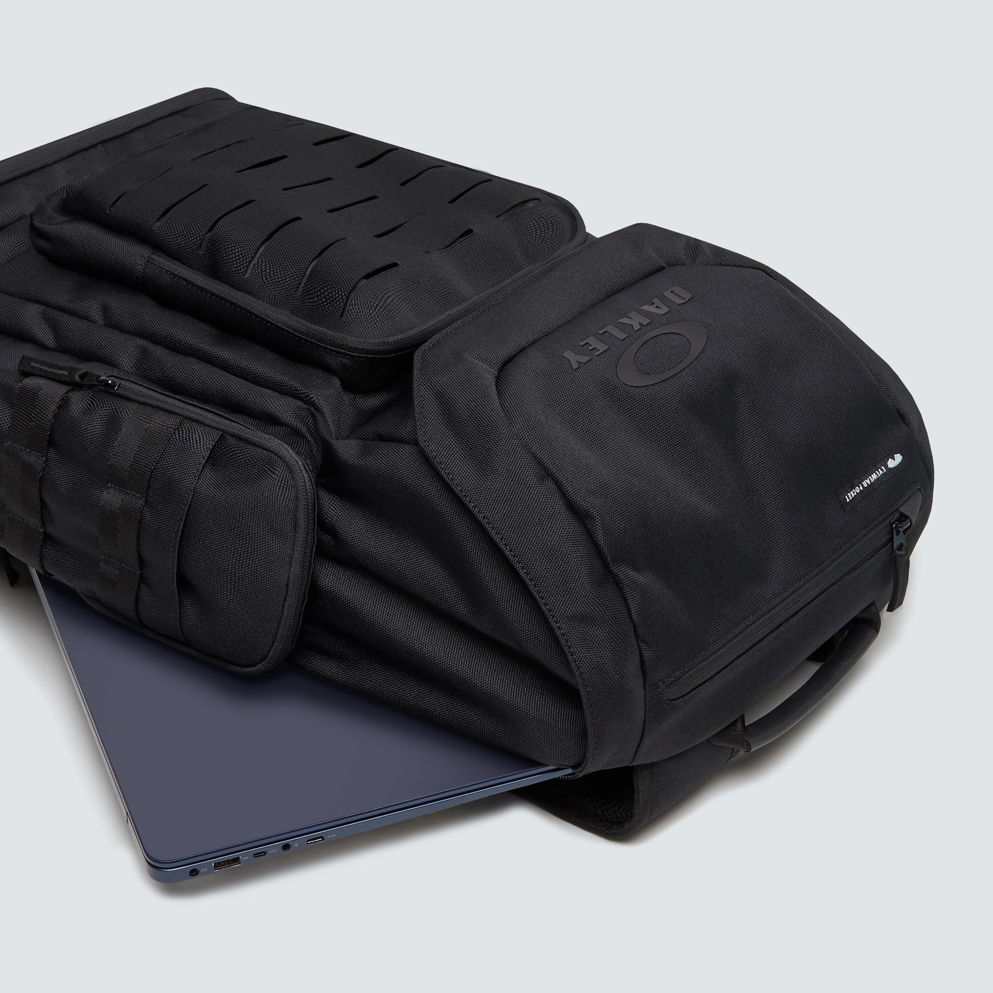 Oakley Urban Ruck Pack - Blackout | Oakley® US