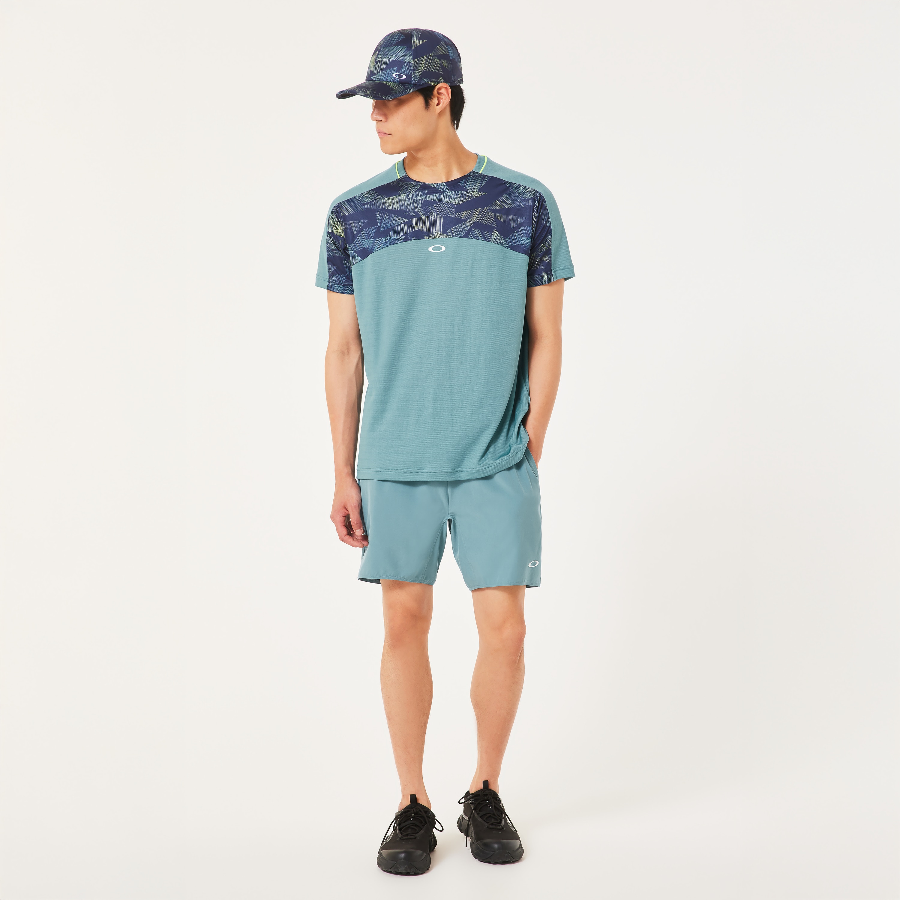 オークリー Slant Plain Shorts 9Inch 12.0 Dark Pacific | オークリー公式ストア 日本