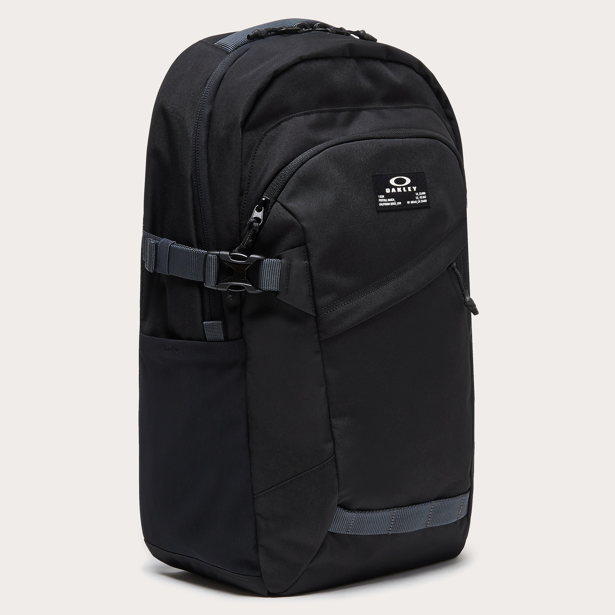 Oakley Essential Backpack M 7.0 Fw - Blackout | Oakley® 日本