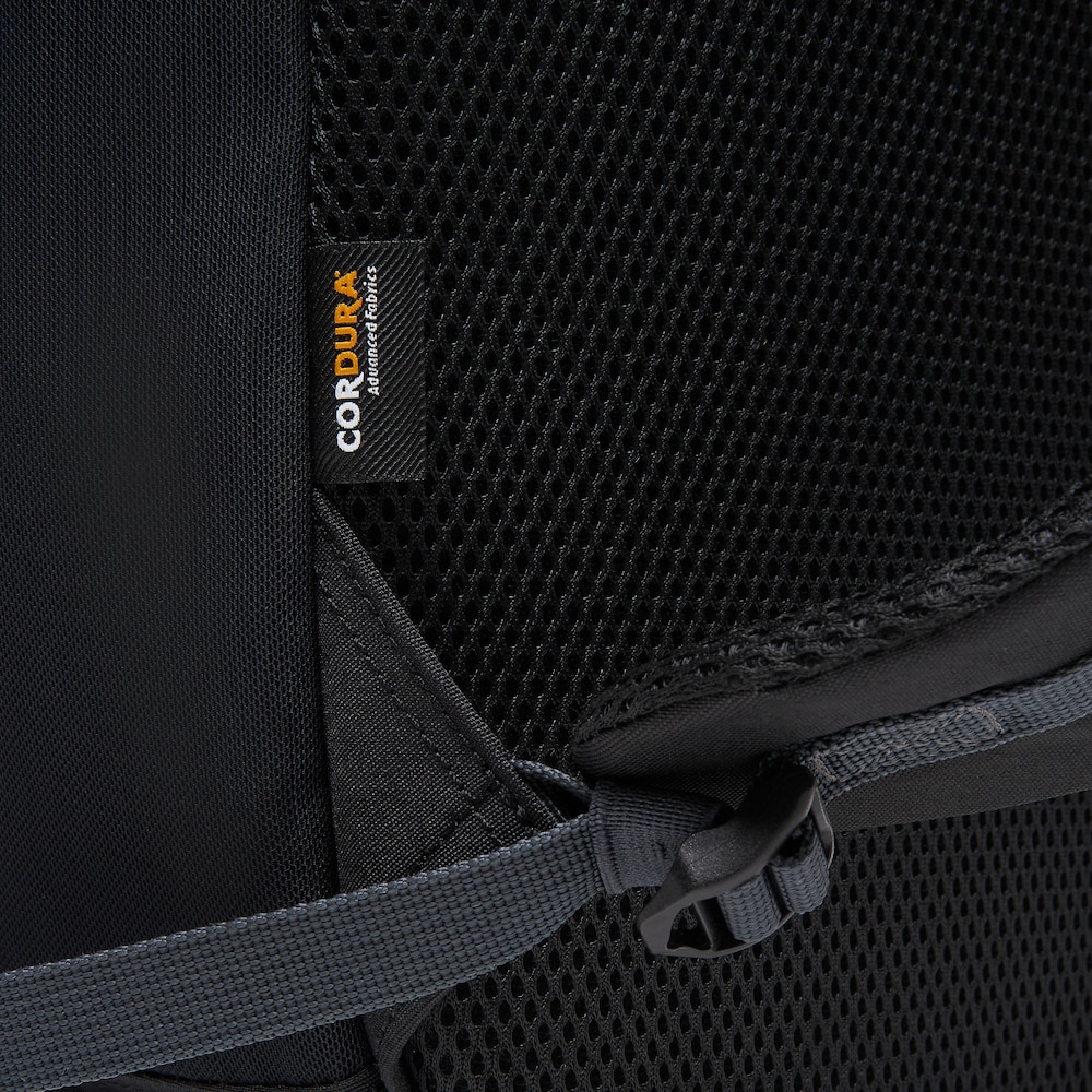 Oakley Essential Backpack M 7.0 Fw - Blackout | Oakley® 日本